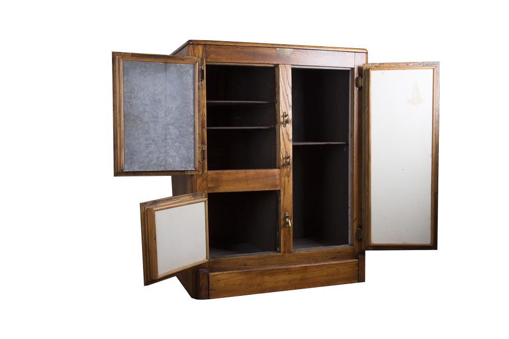 Antique Leonard's "Polar King" Ice Box | EBTH