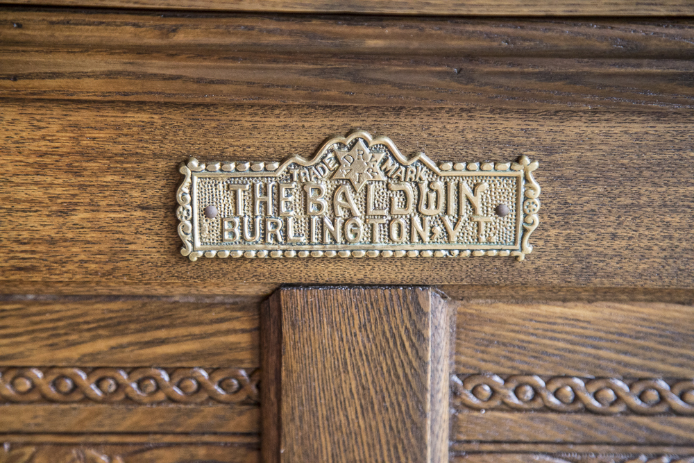 Antique Oak Baldwin "Dry Air" Ice Box | EBTH