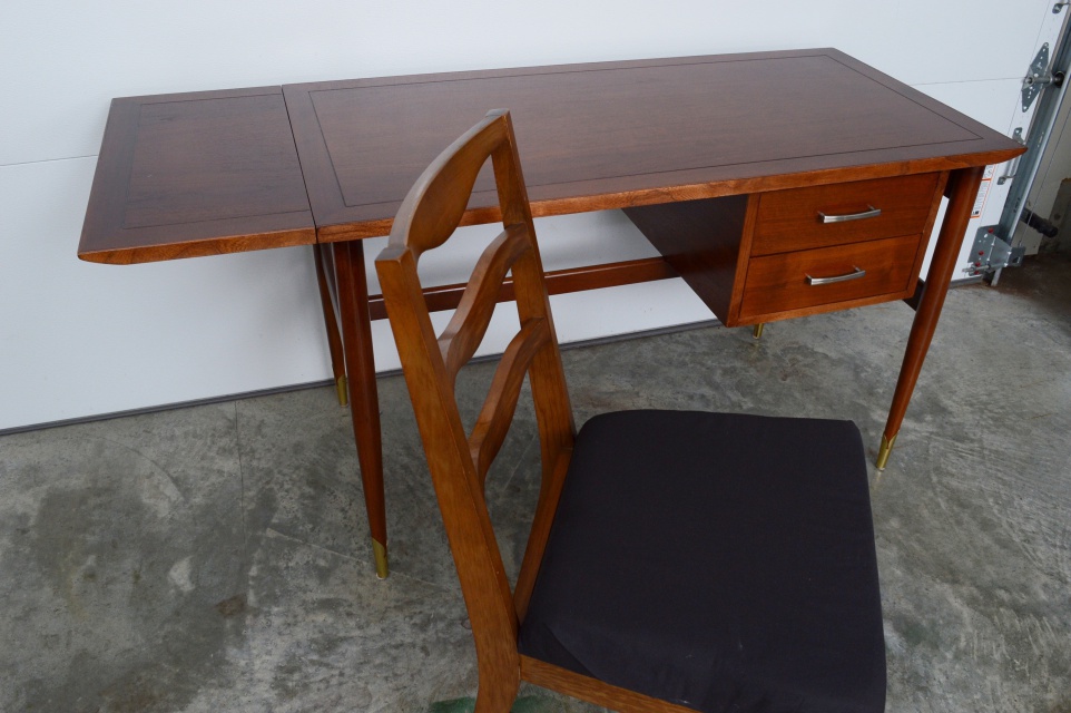 Mid Century Modern Lane Desk with Desk Chair | EBTH