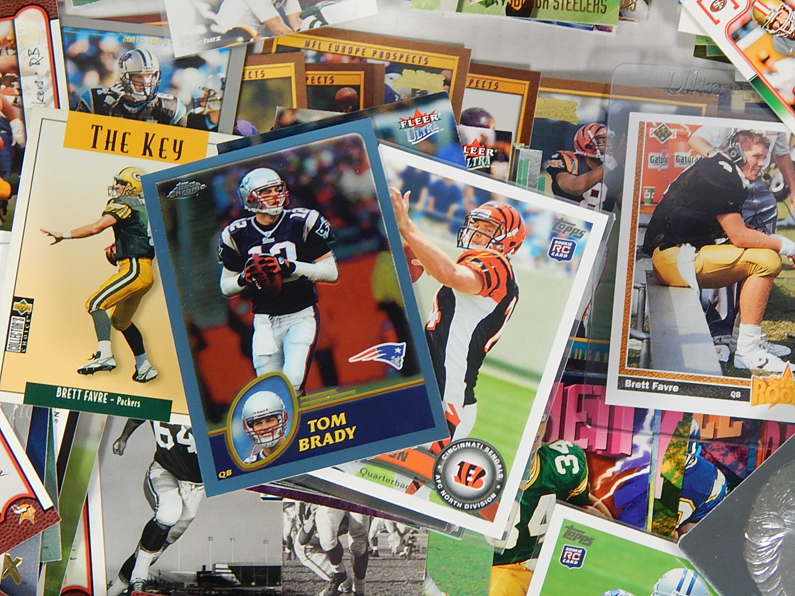Large Collection of Early 2000s Football Cards | EBTH