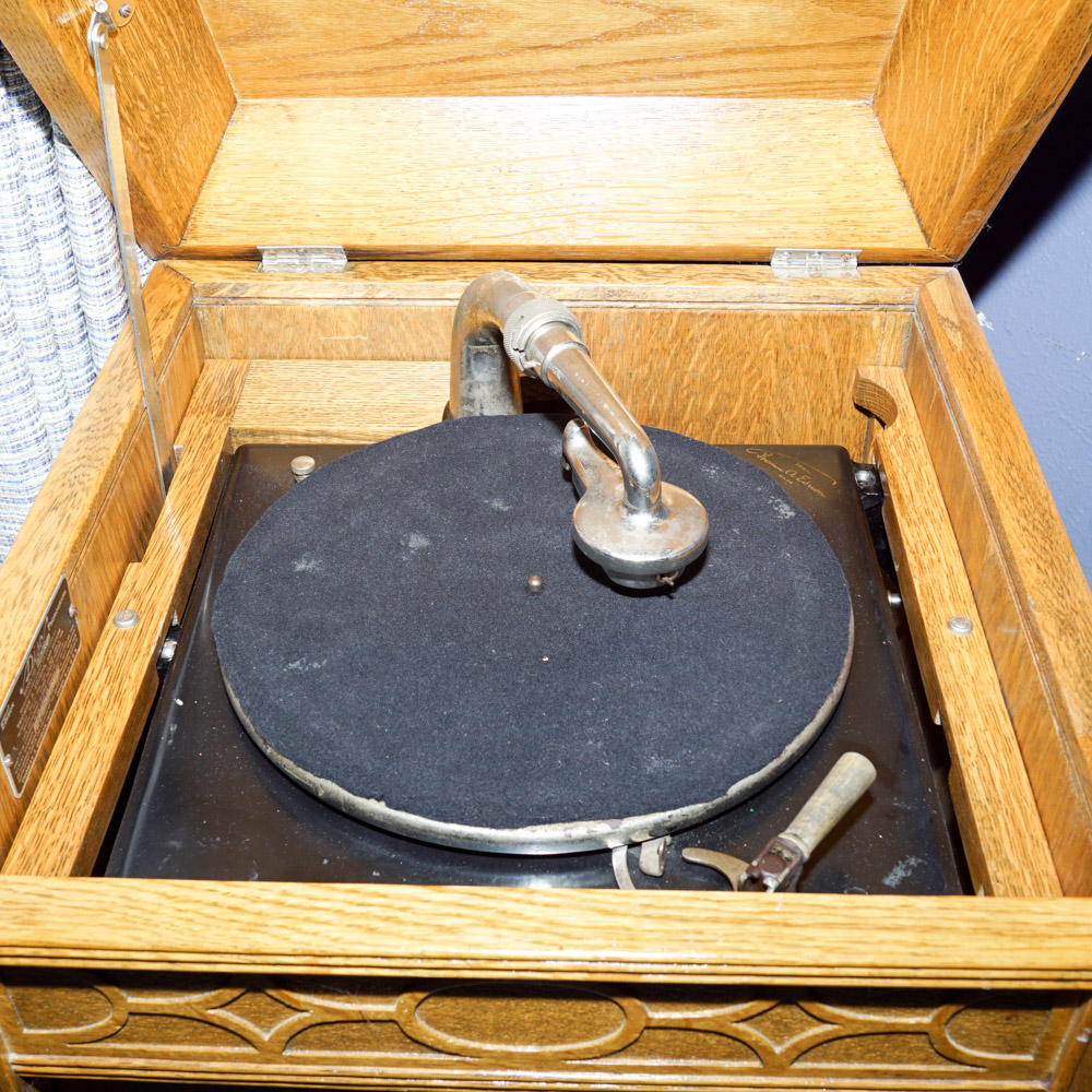 Vintage Edison Disc Phonograph | EBTH