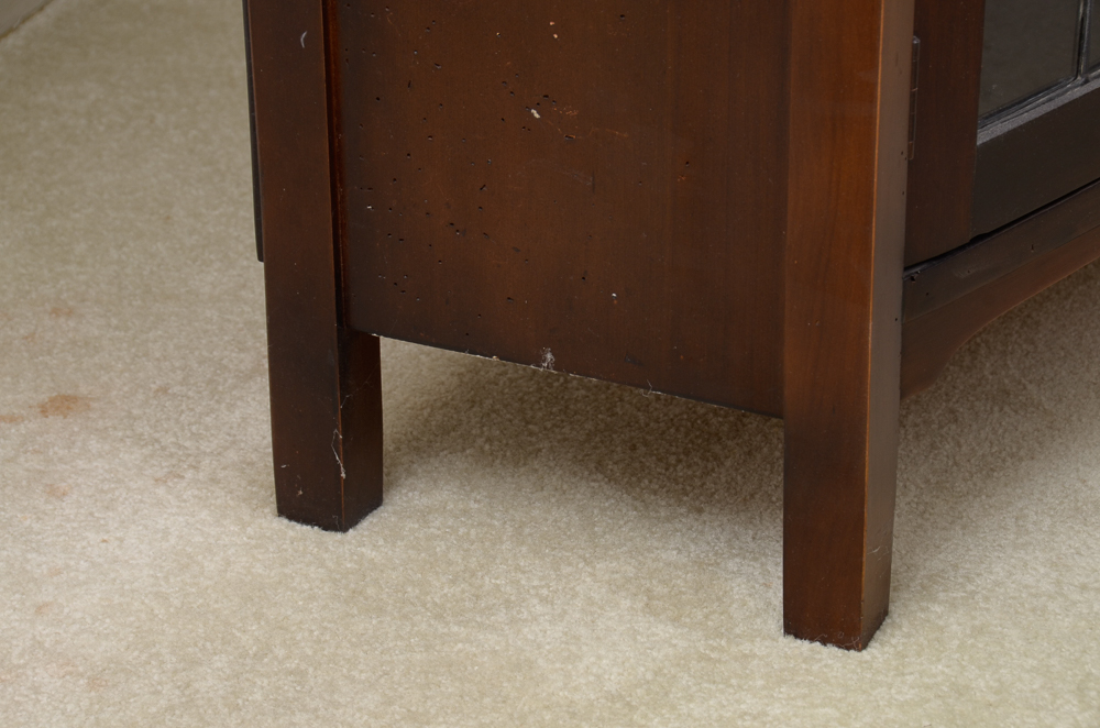 Early 20th Century Bowfront Bookcase With Leaded Glass Doors | EBTH