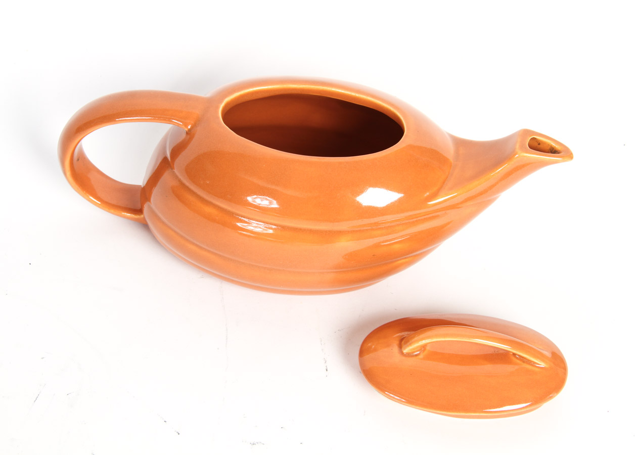 Bauer Pottery | EBTH