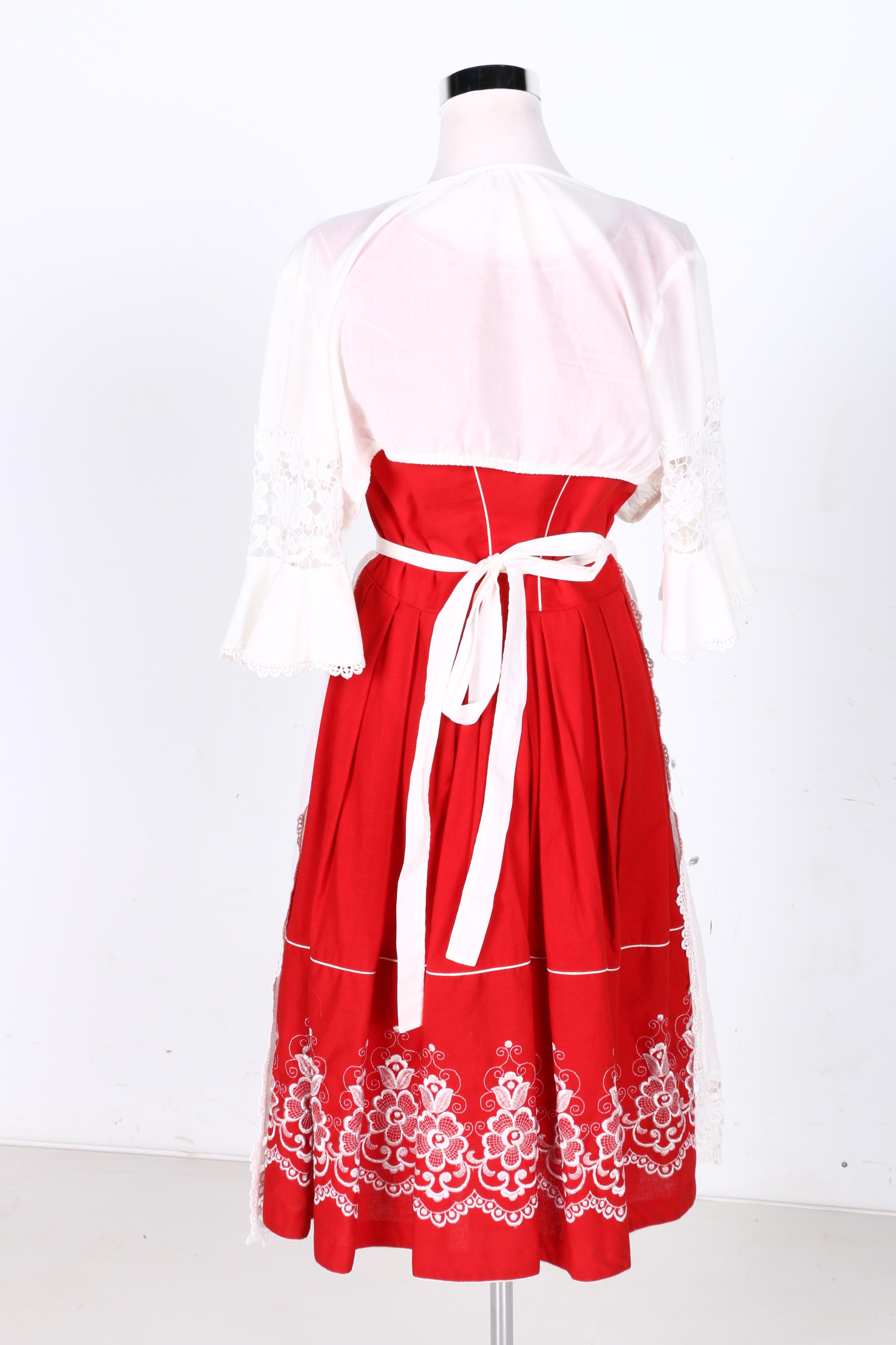 Austrian Dirndl Dresses With Aprons | EBTH