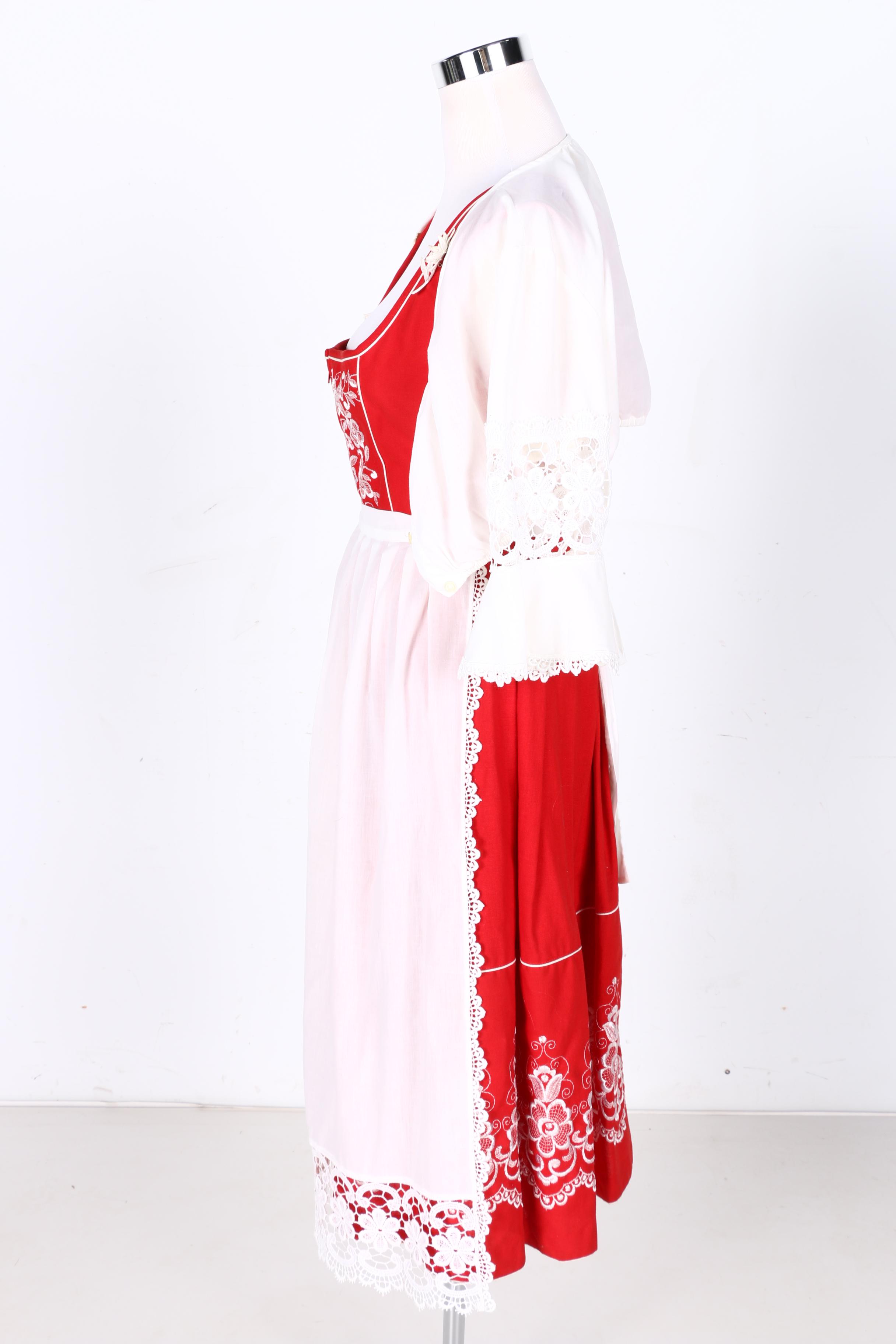 Austrian Dirndl Dresses With Aprons | EBTH