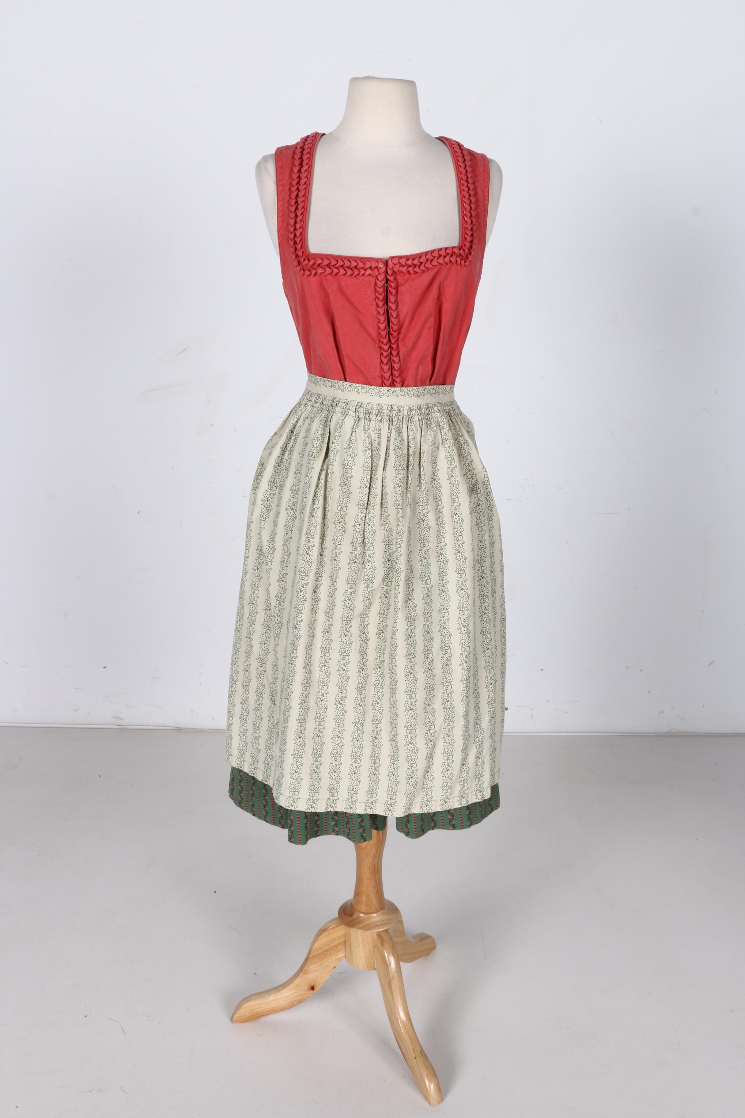 Austrian Dirndl Dresses With Aprons | EBTH