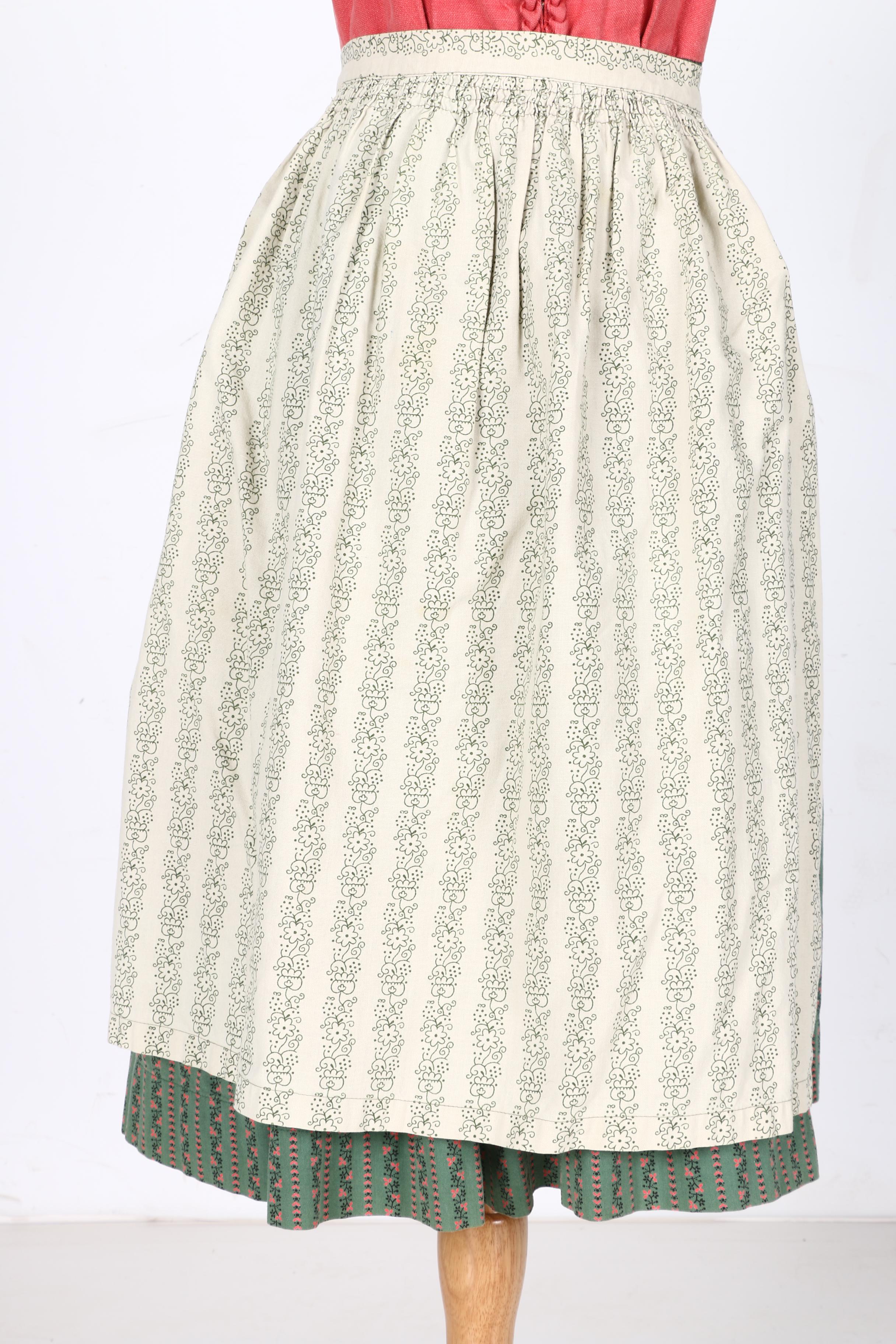 Austrian Dirndl Dresses With Aprons | EBTH