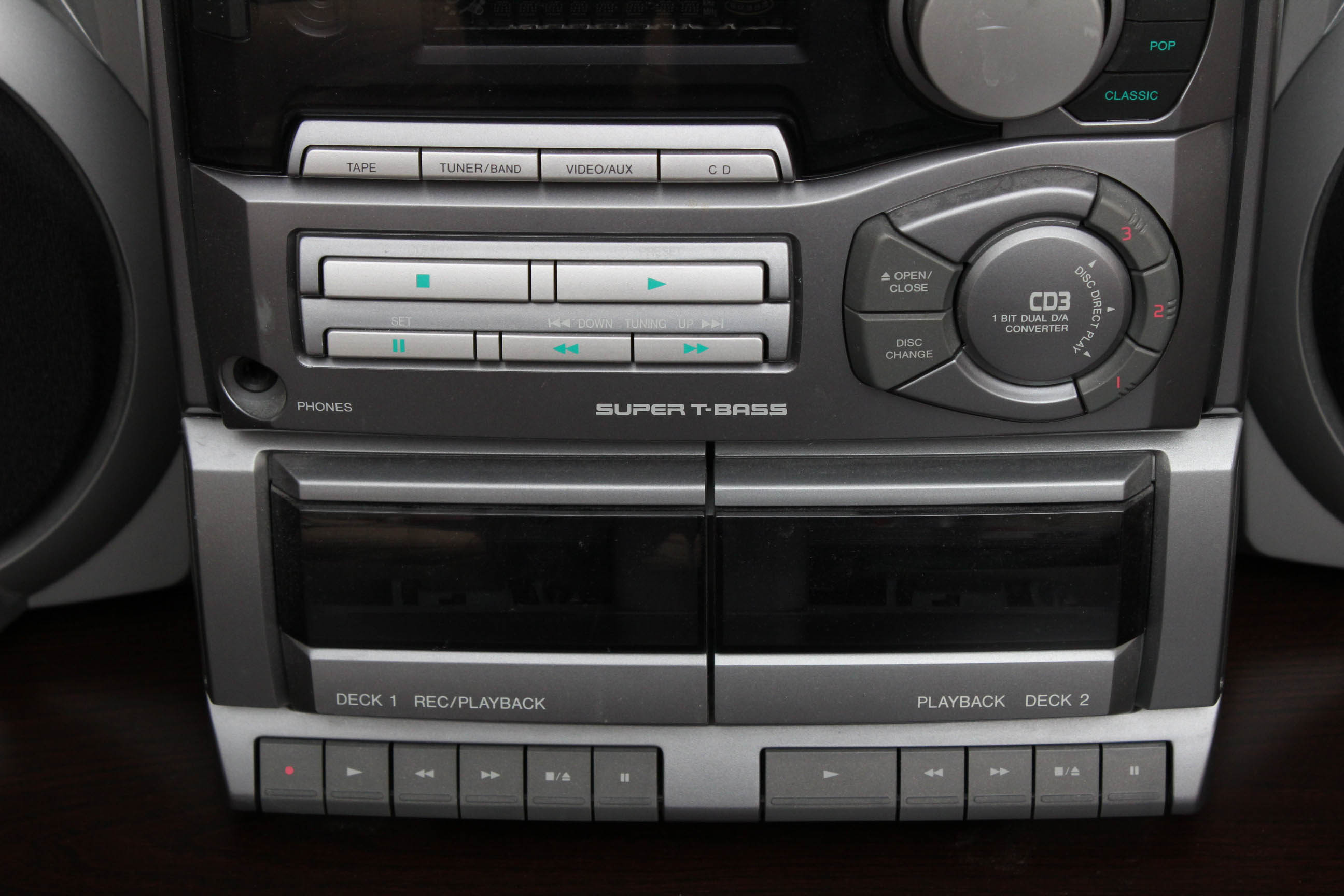 Vintage Technics Receiver and Sharper Image, Aiwa CD Players | EBTH