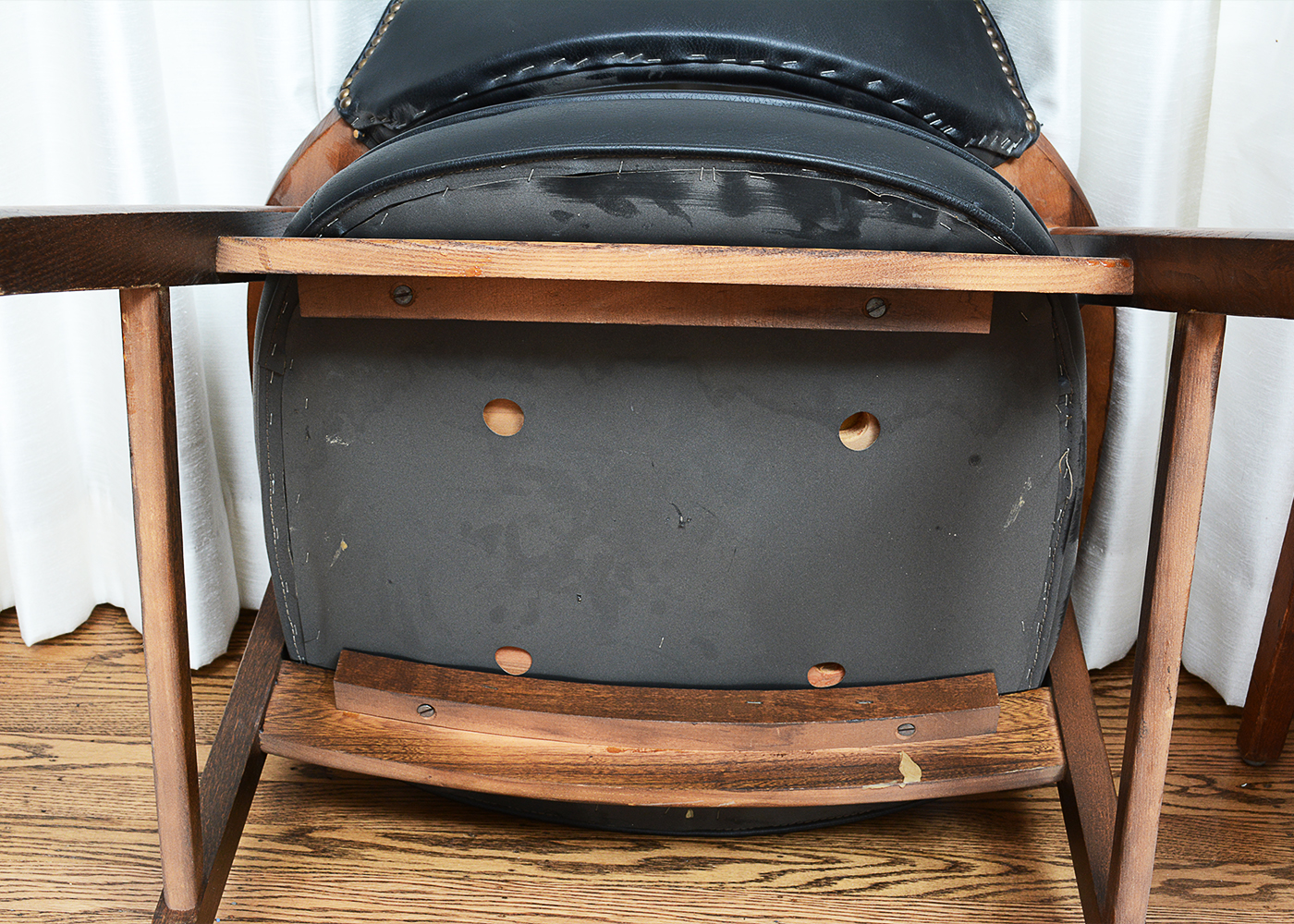 Two Early 1960s Murphy Miller Mid Century Modern Chairs | EBTH