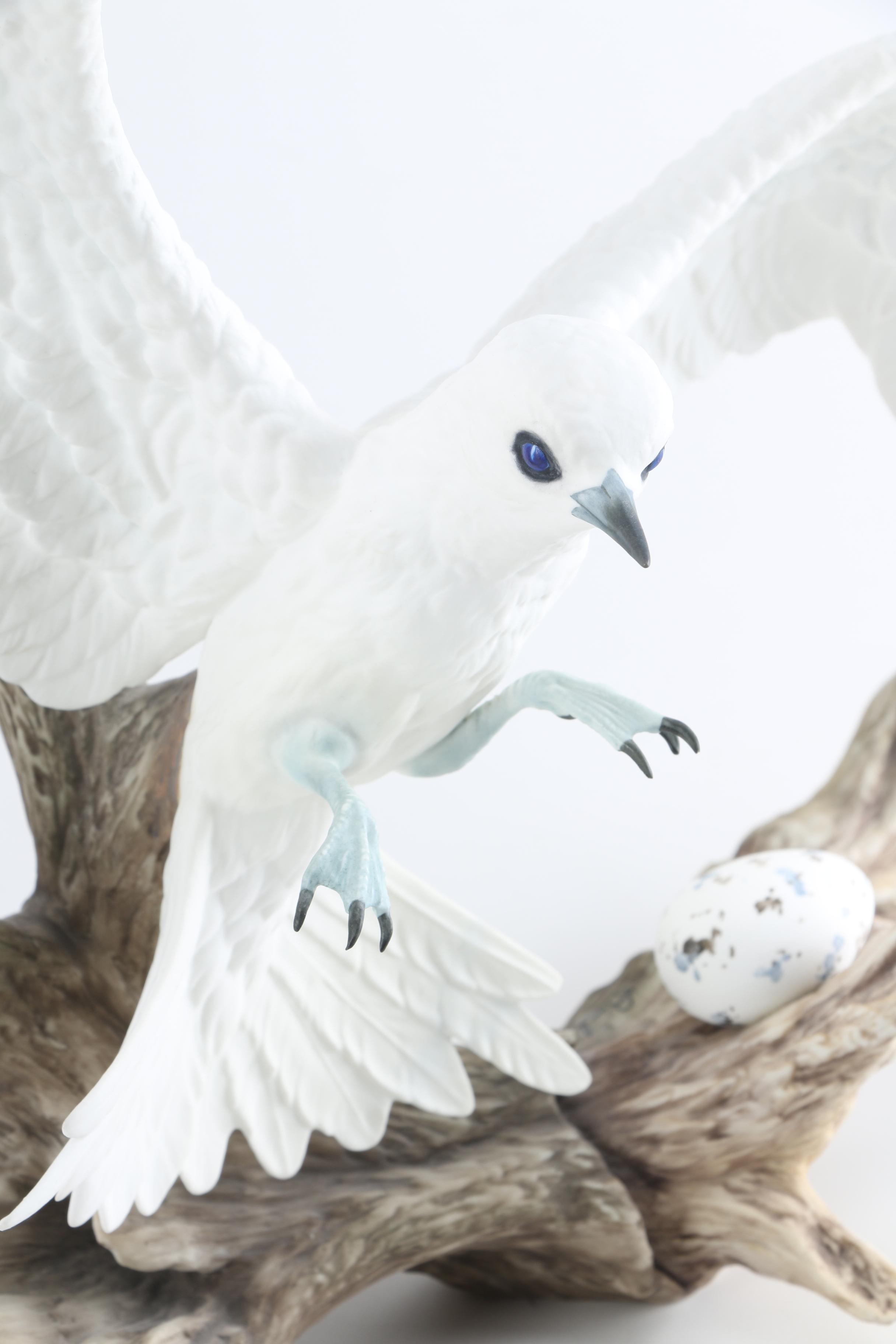 Helen Boehm Signed and Numbered "Fairy Tern" Sculpture | EBTH