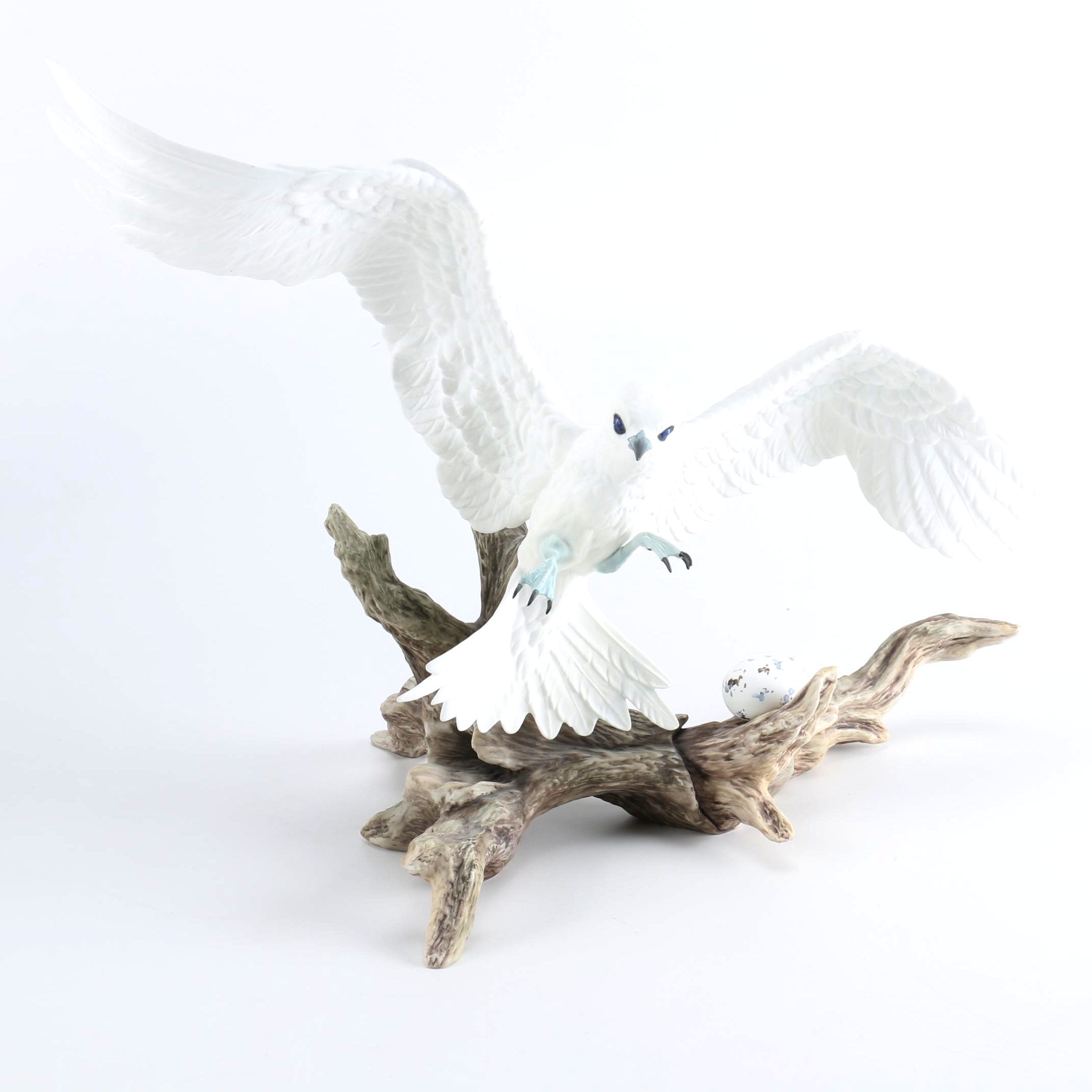 Helen Boehm Signed and Numbered "Fairy Tern" Sculpture | EBTH