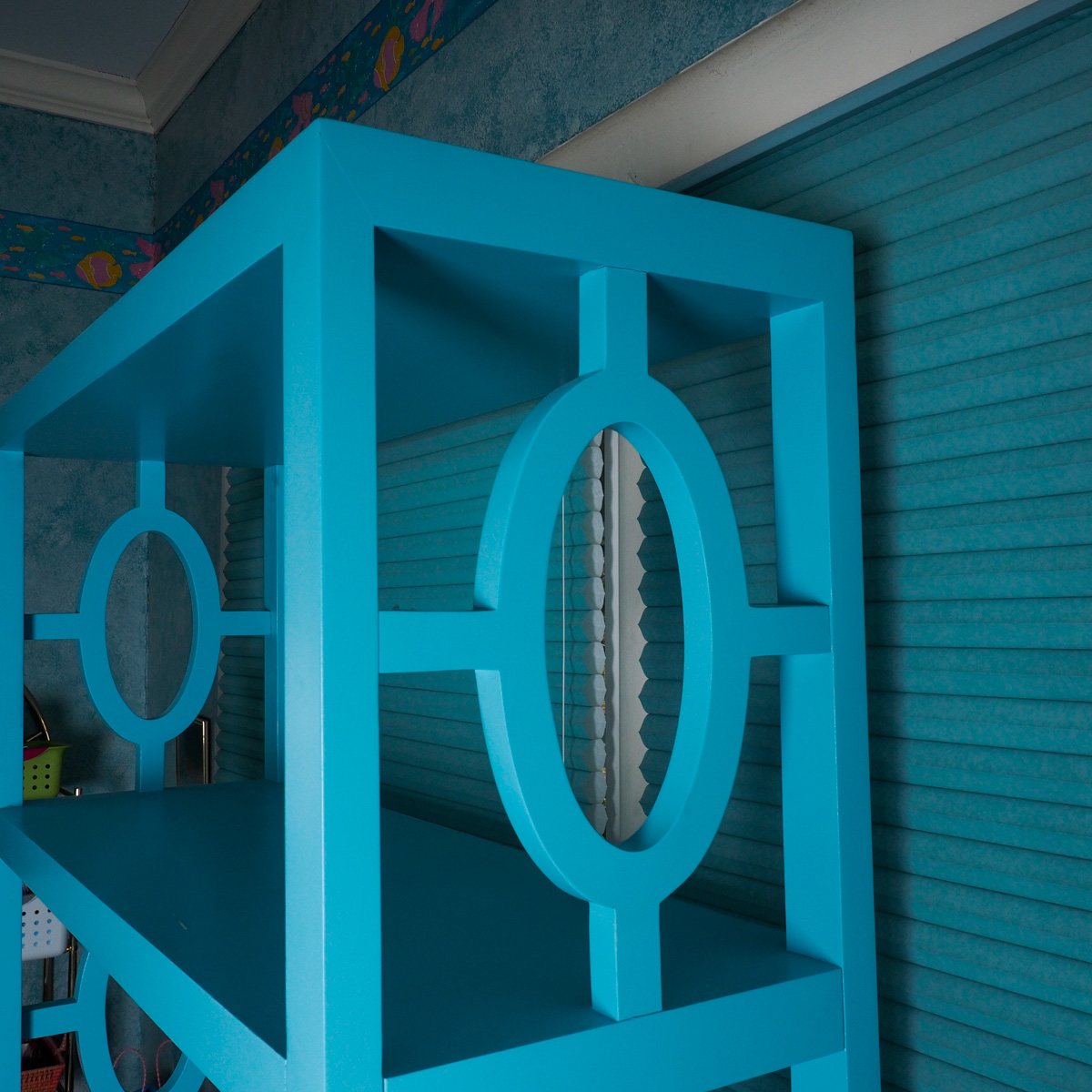 Tall Turquoise Bookcase | EBTH