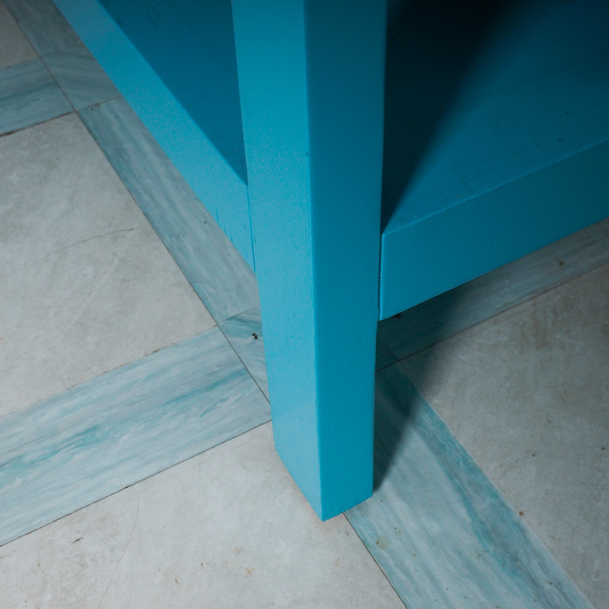 Tall Turquoise Bookcase | EBTH