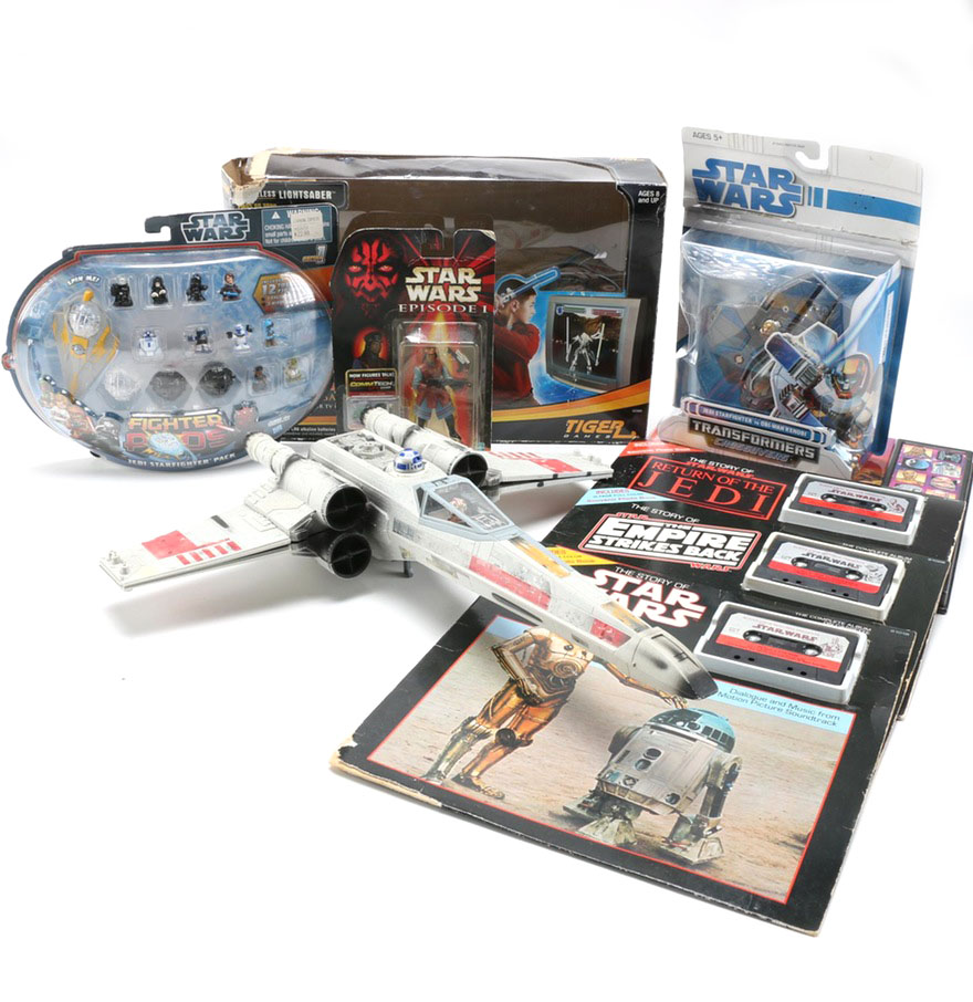 Nine Piece Assortment of "Star Wars" Items | EBTH