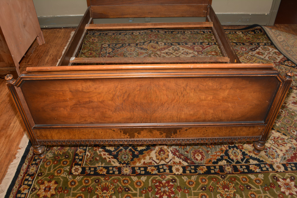 Vintage Wooden Twin Bed Frame | EBTH