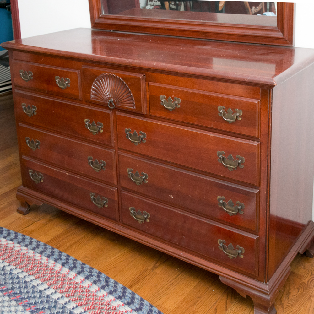 Vintage Kling Cherry Bureau with Mirror | EBTH