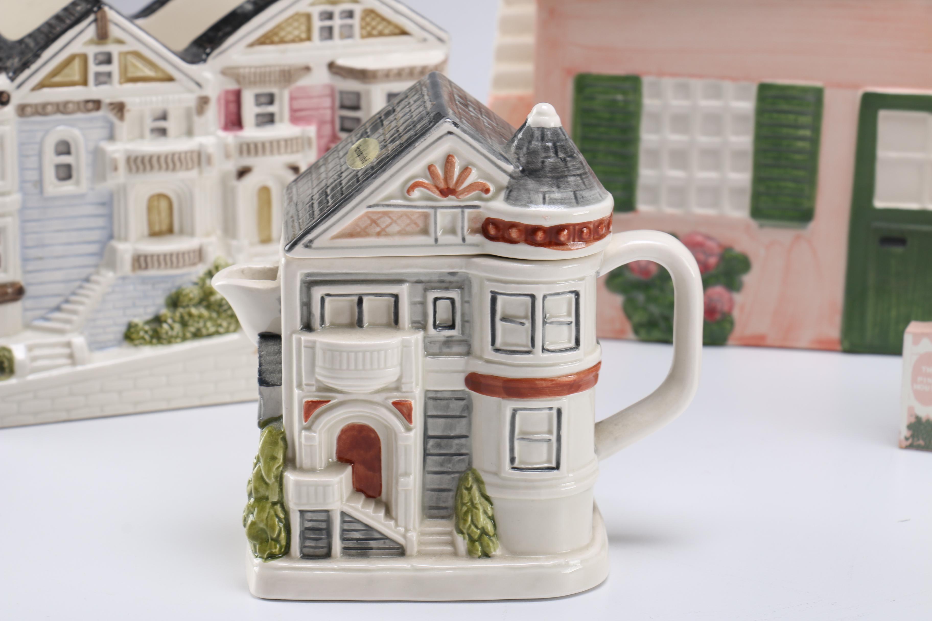 Collection of Ceramic House Themed Decor | EBTH
