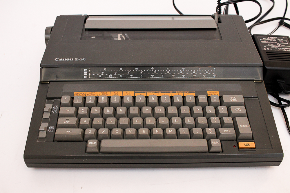 Canon Personal Electric Typewriter, Model S-14 | EBTH