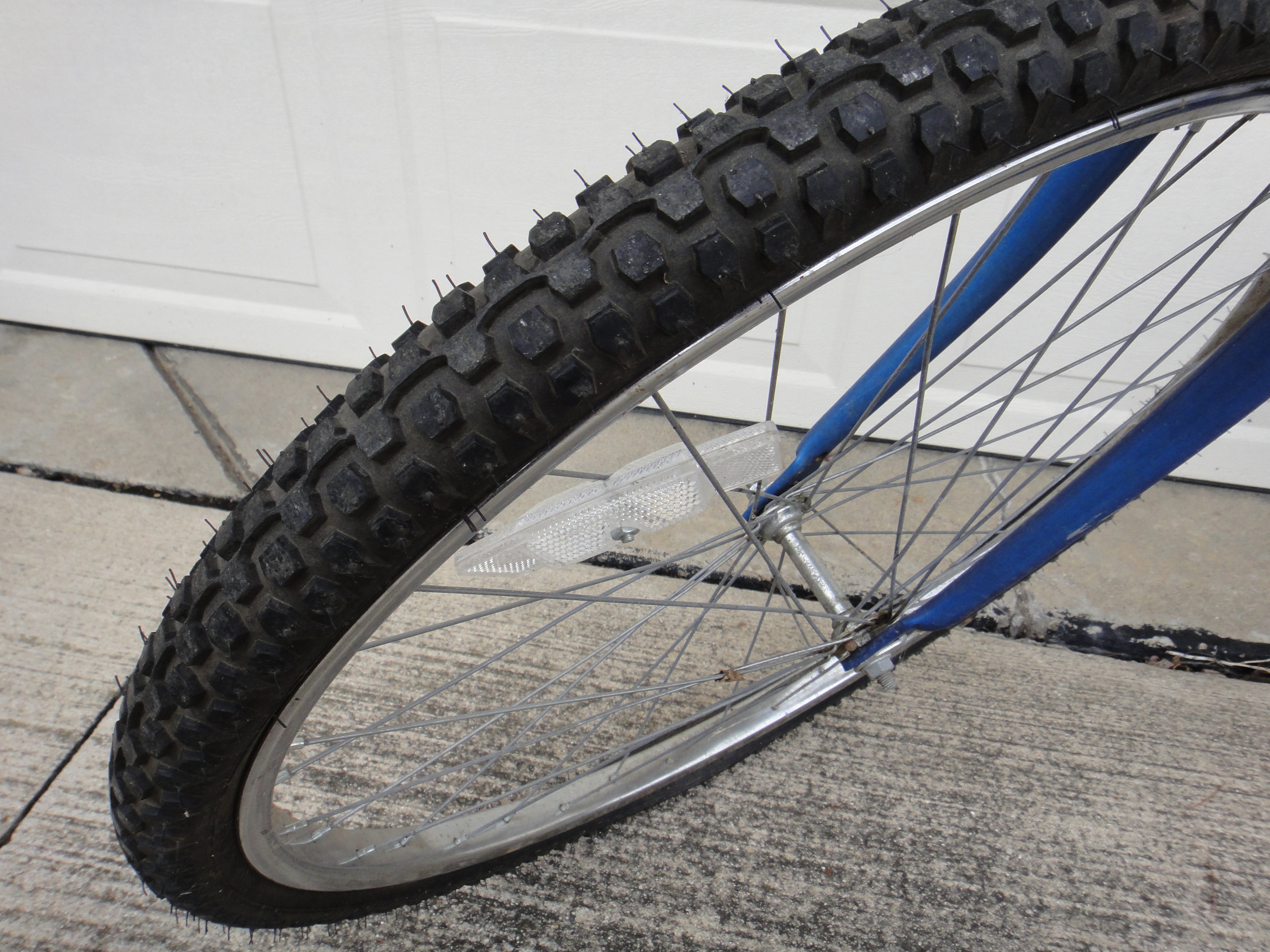 10 Speed Huffy Expedition Boy's Bike | EBTH