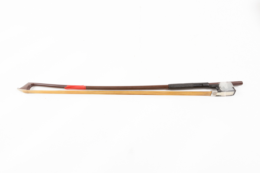 Children's 1/10 Size Suzuki Student Violin and Bow | EBTH