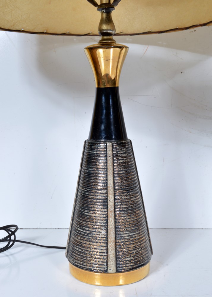 Pair of Mid Century Modern Atomic Table Lamps | EBTH