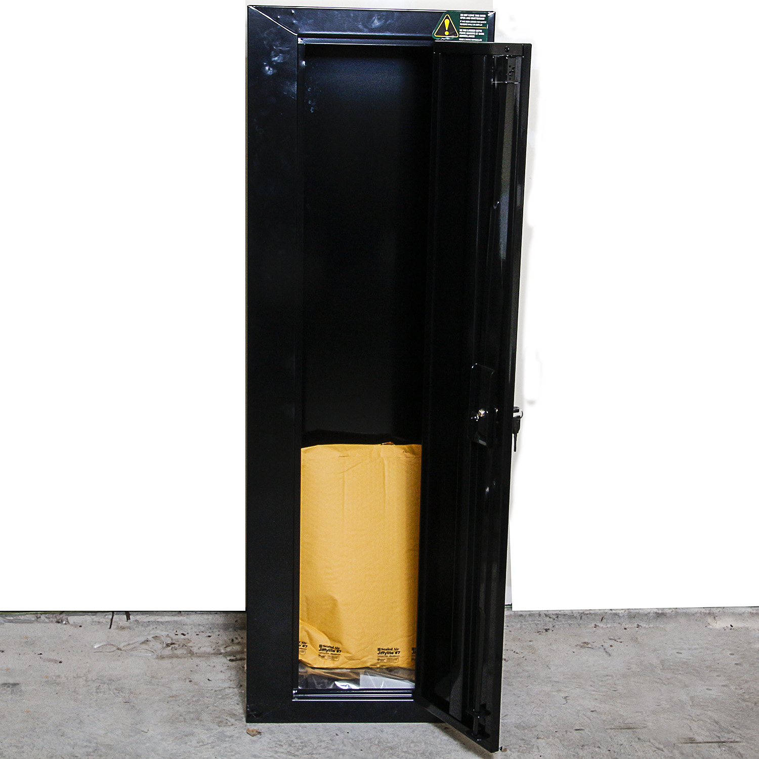 Sentinel Gun Safe | EBTH
