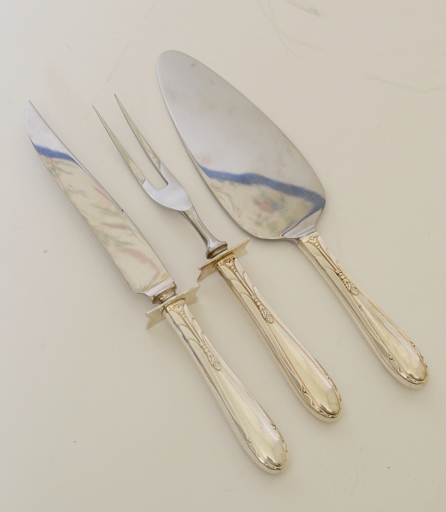 117-Piece Oneida Sterling Silver "Heiress" Pattern Flatware | EBTH
