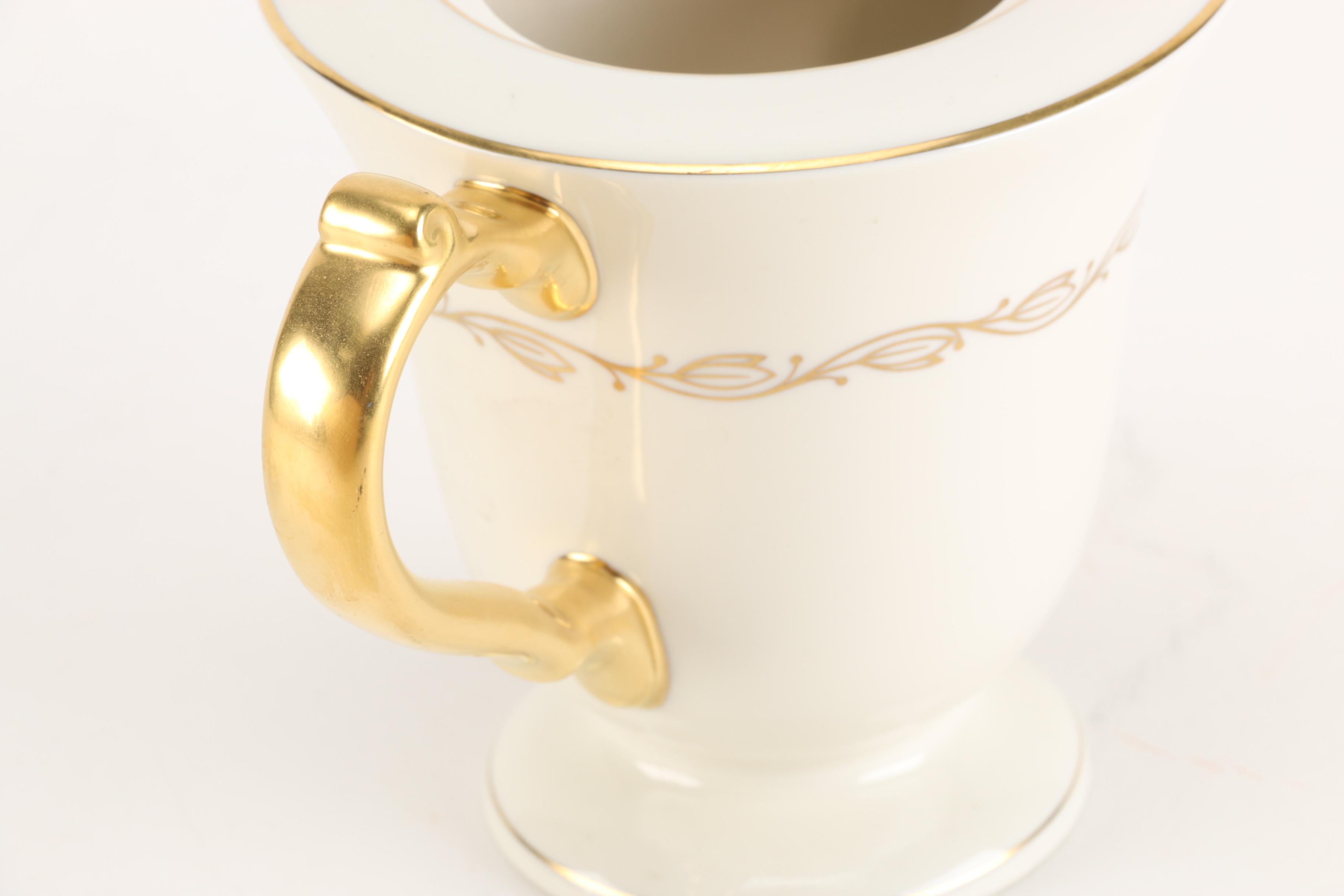Pickard "Symphony" Teapot | EBTH