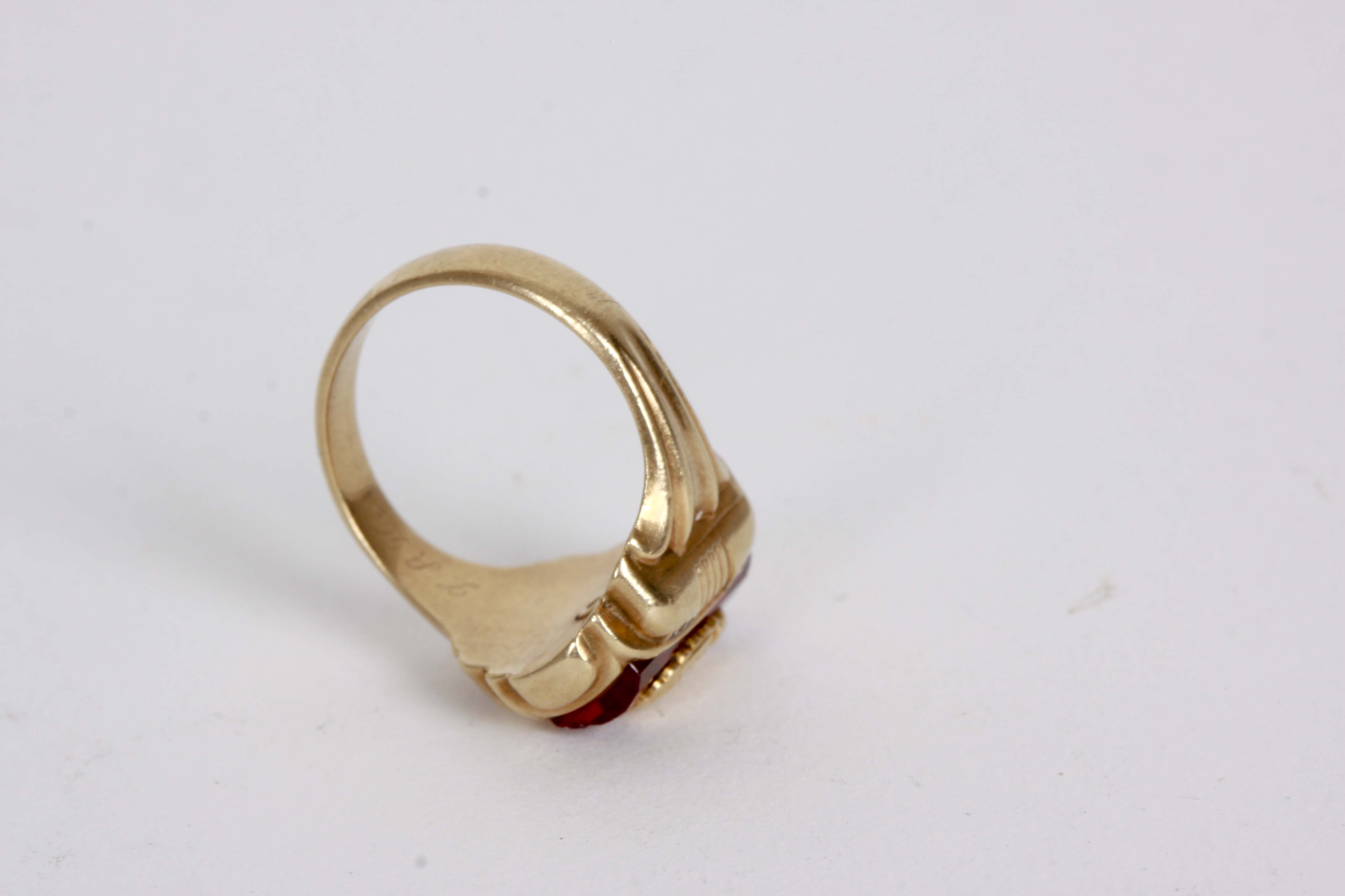 10K Yellow Gold Synthetic Ruby Class Ring | EBTH