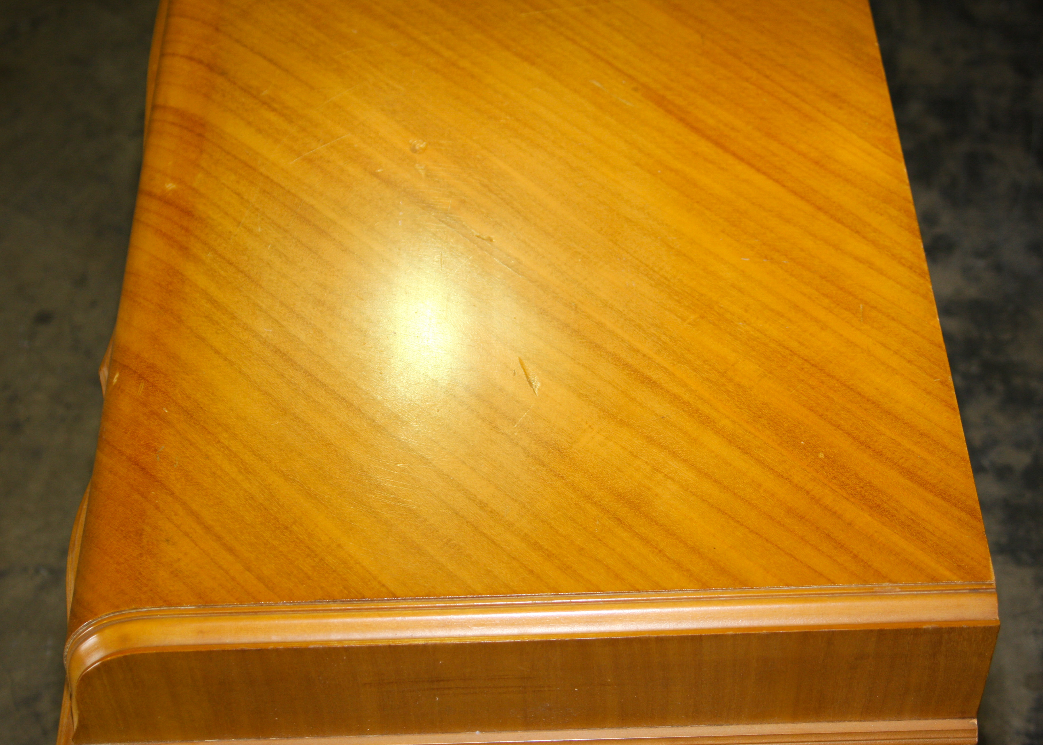 Vintage Art Deco Cedar Chest by Lane | EBTH