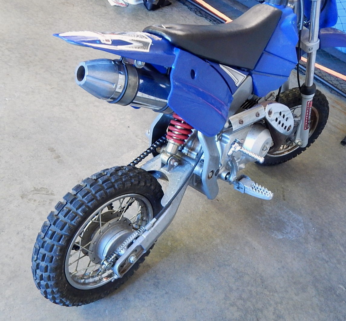 Roketa Motorsports 70 CC Dirt Bike/Mini Bike | EBTH
