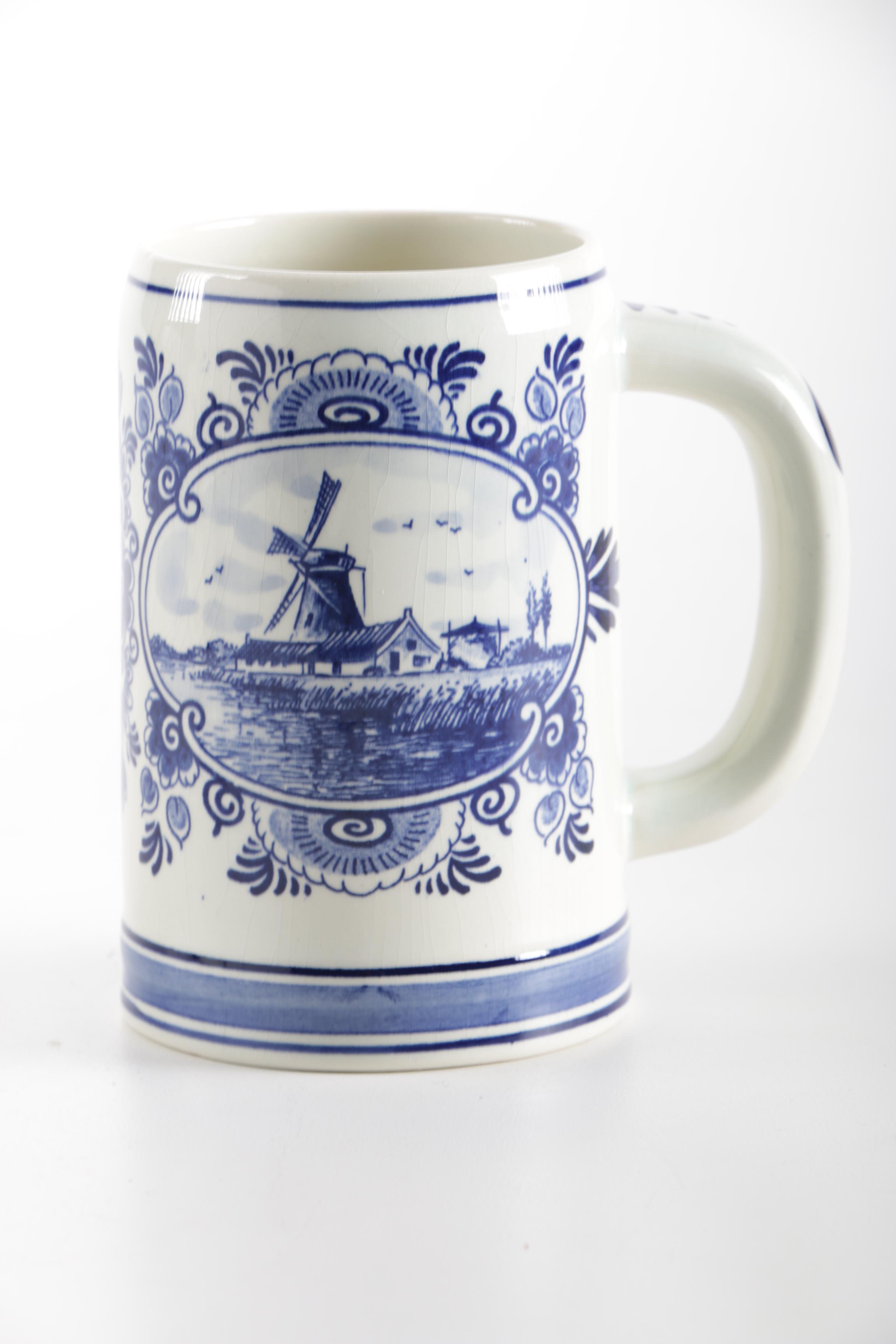 Pair of Hand-Painted Delft Blue Mugs | EBTH
