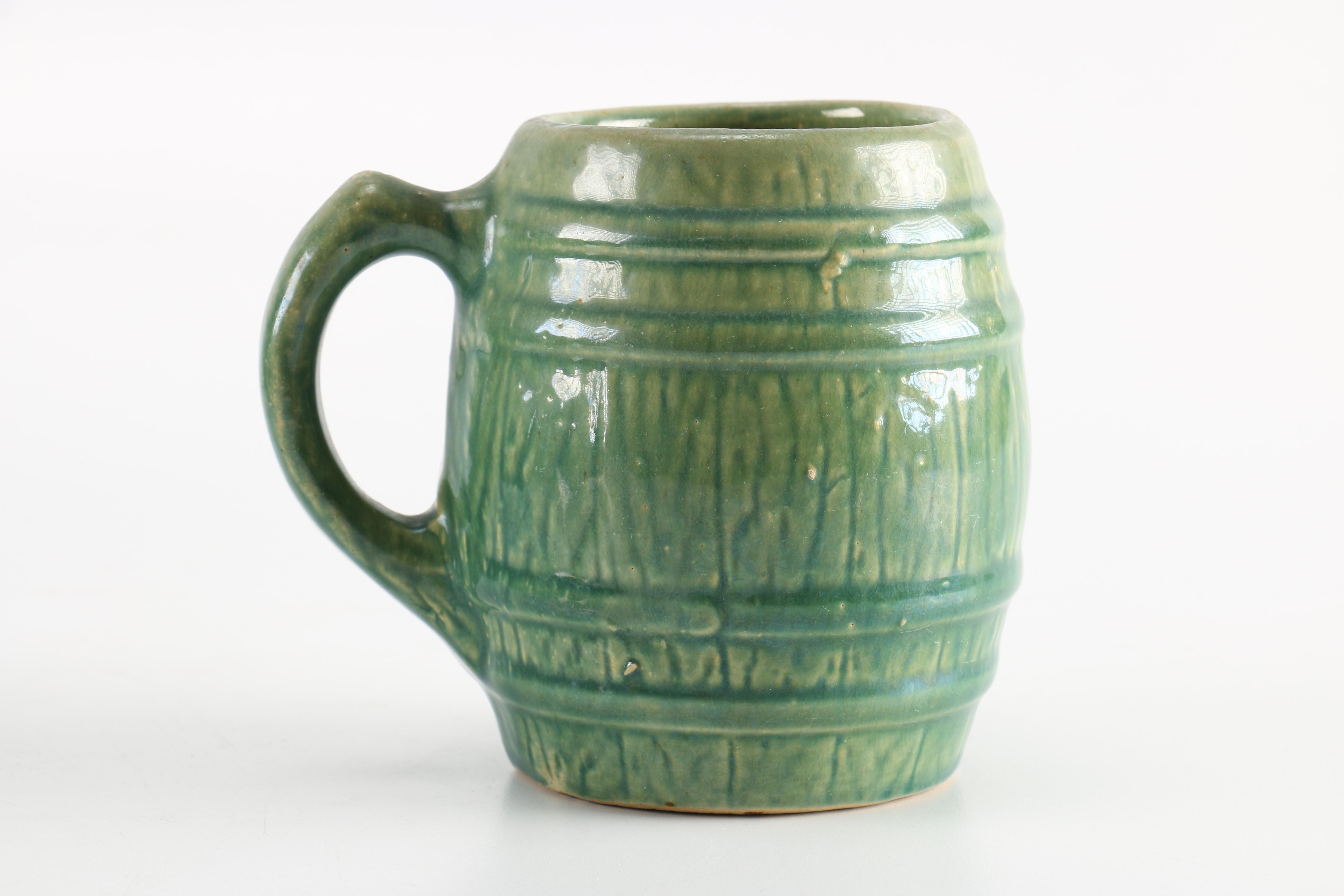1920s McCoy Pottery Green Barrel Mugs | EBTH