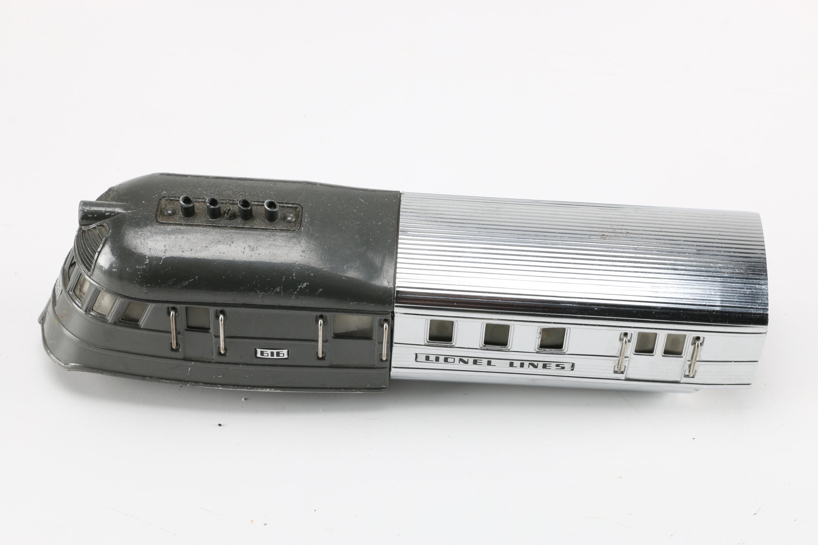 Lionel Streamline 616 0 Gauge Locomotive Three Carriages and More | EBTH