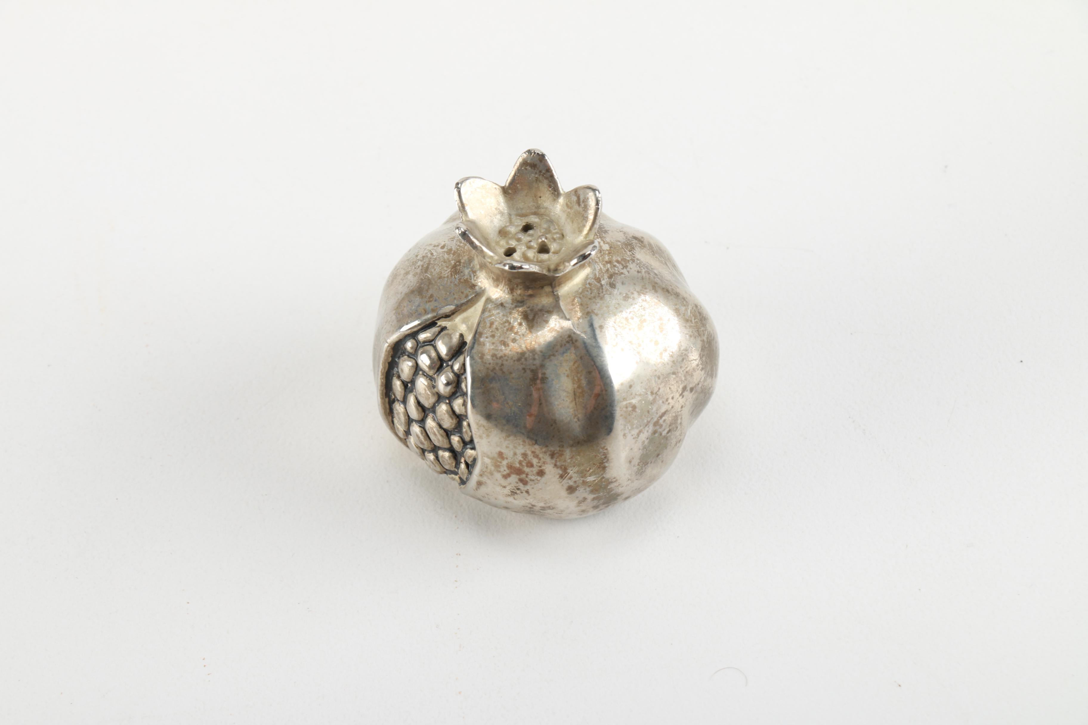 Silea Silver Plate Pomegranate Salt and Pepper Shakers | EBTH