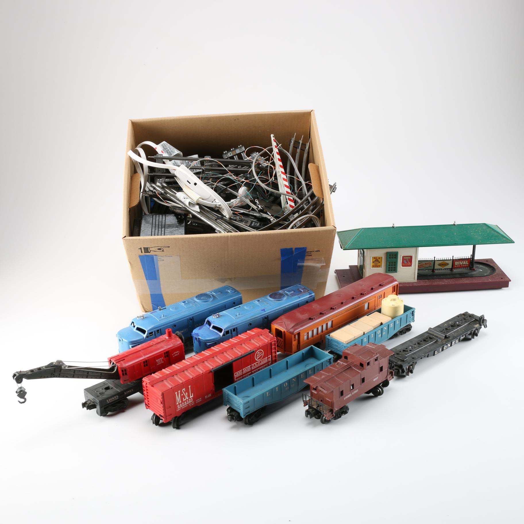 Vintage Lionel Train Set Pieces | EBTH
