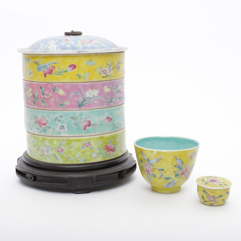 Assortment of Painted Chinese Pottery | EBTH