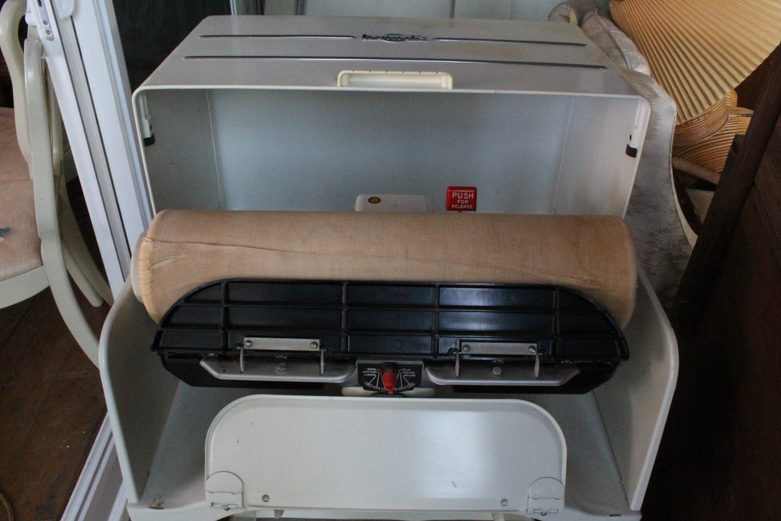 Vintage Ironrite Clothes Press/Ironing Machine | EBTH