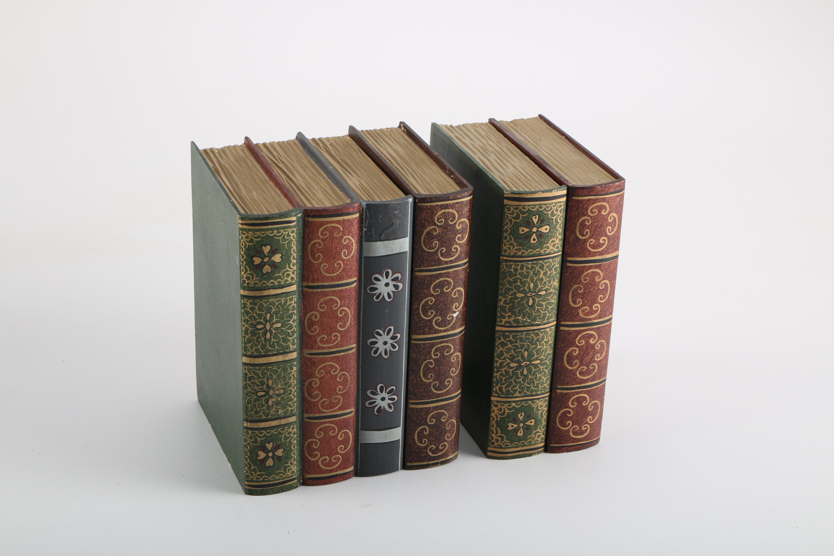 Secret Book Boxes | EBTH