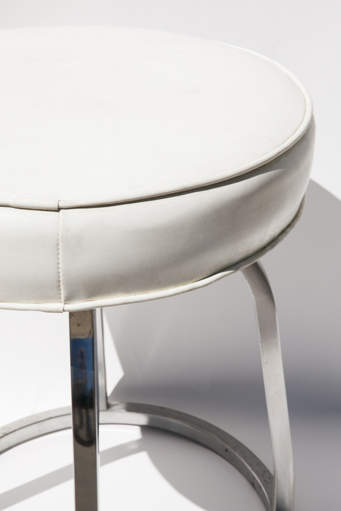 Mid Century Modern White Vinyl and Chrome Stool | EBTH