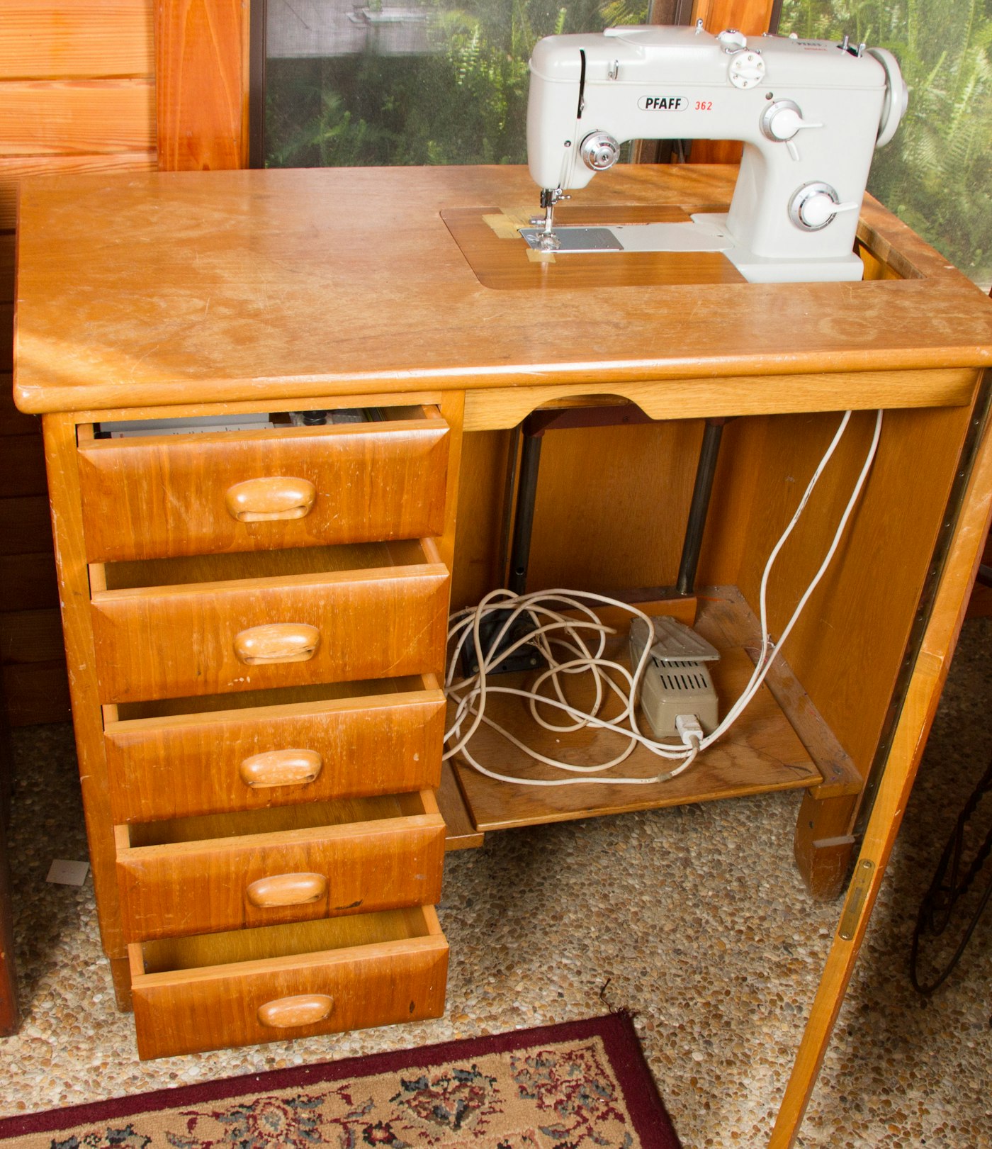 Sewing Machine Table EBTH sewing-machine-table-ebth