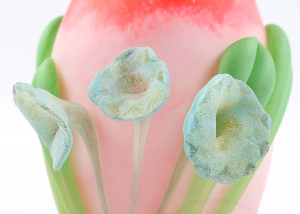 Frosted Glass Flower Vase | EBTH