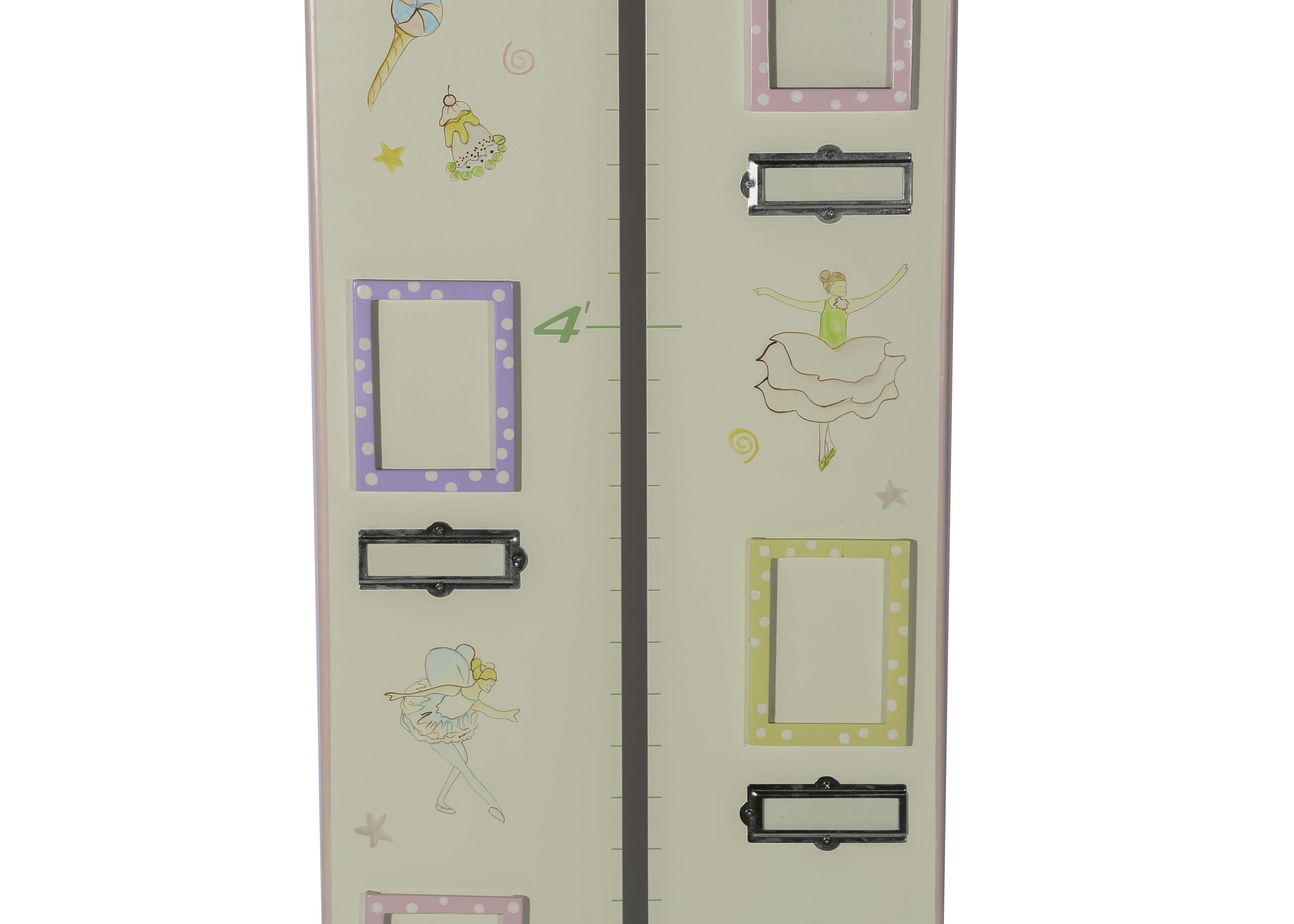 Wall Mounted Growth Chart | EBTH