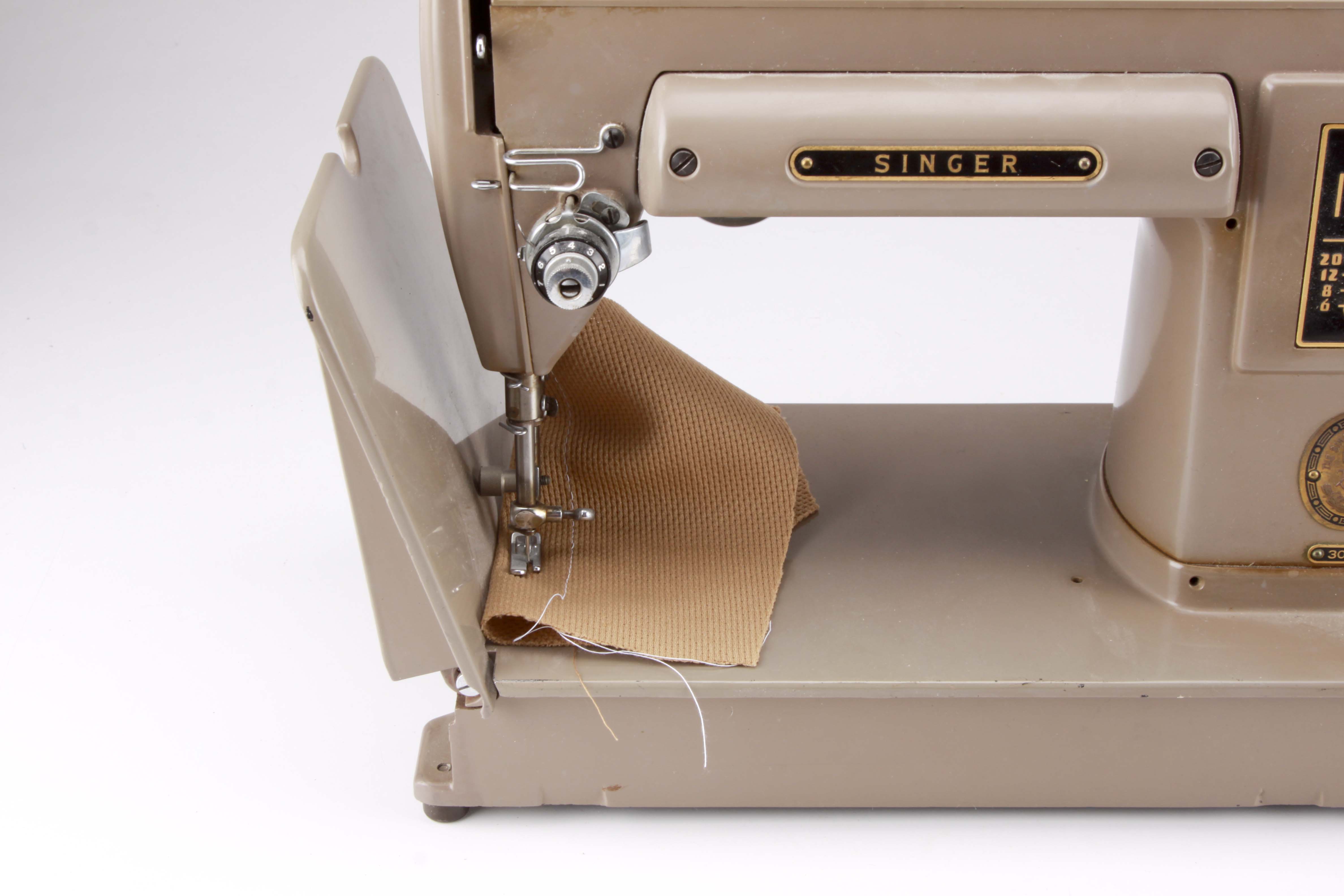 Vintage Singer 301A Sewing Machine with Case | EBTH