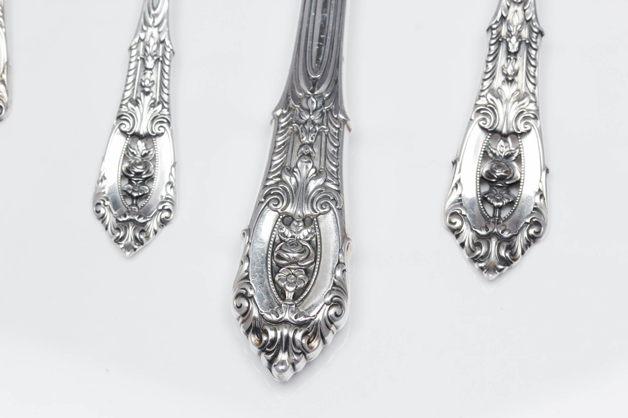 Wallace Sterling Silver "Rose Point" Flatware | EBTH