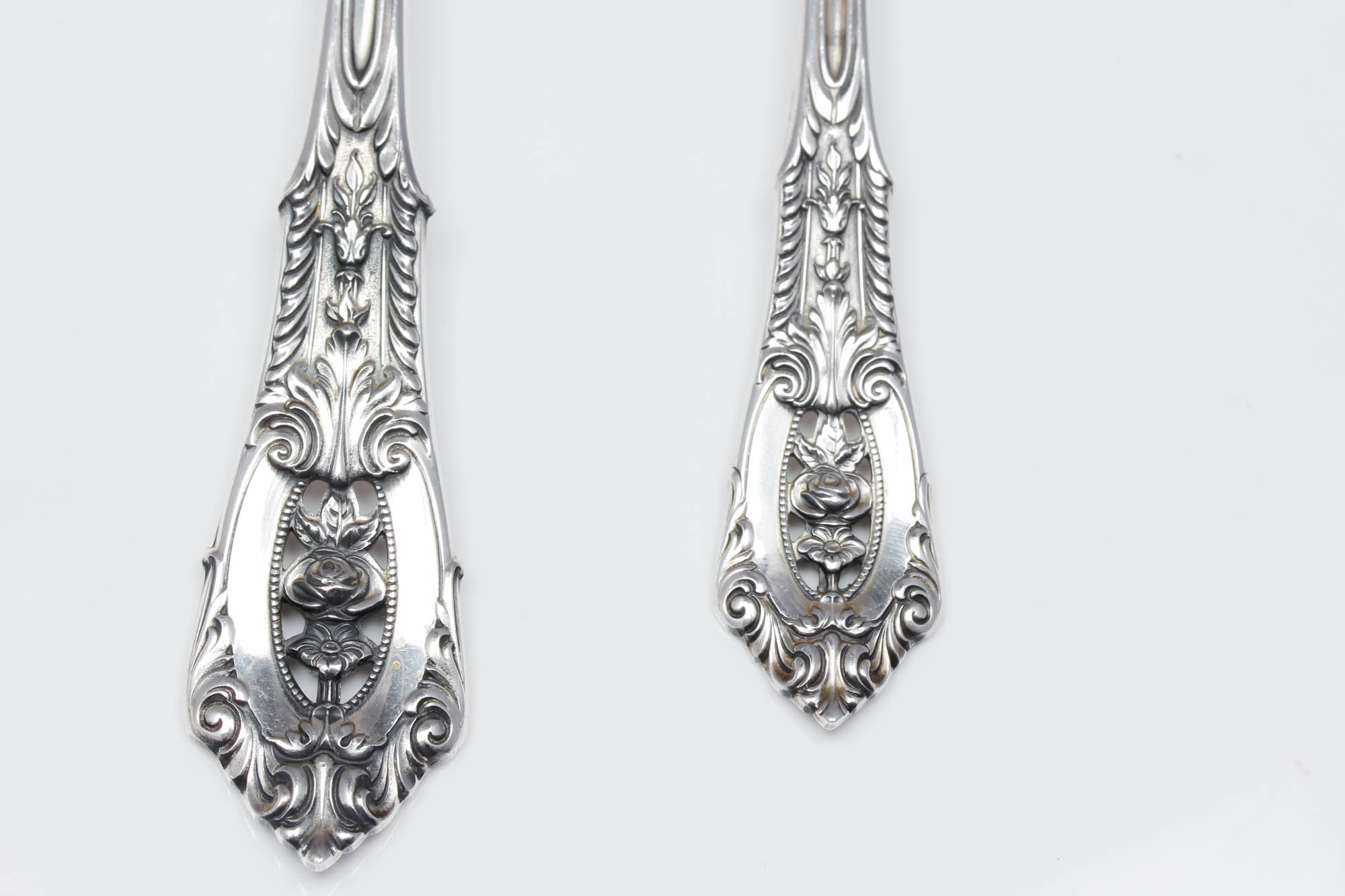 Wallace Sterling Silver "Rose Point" Flatware | EBTH