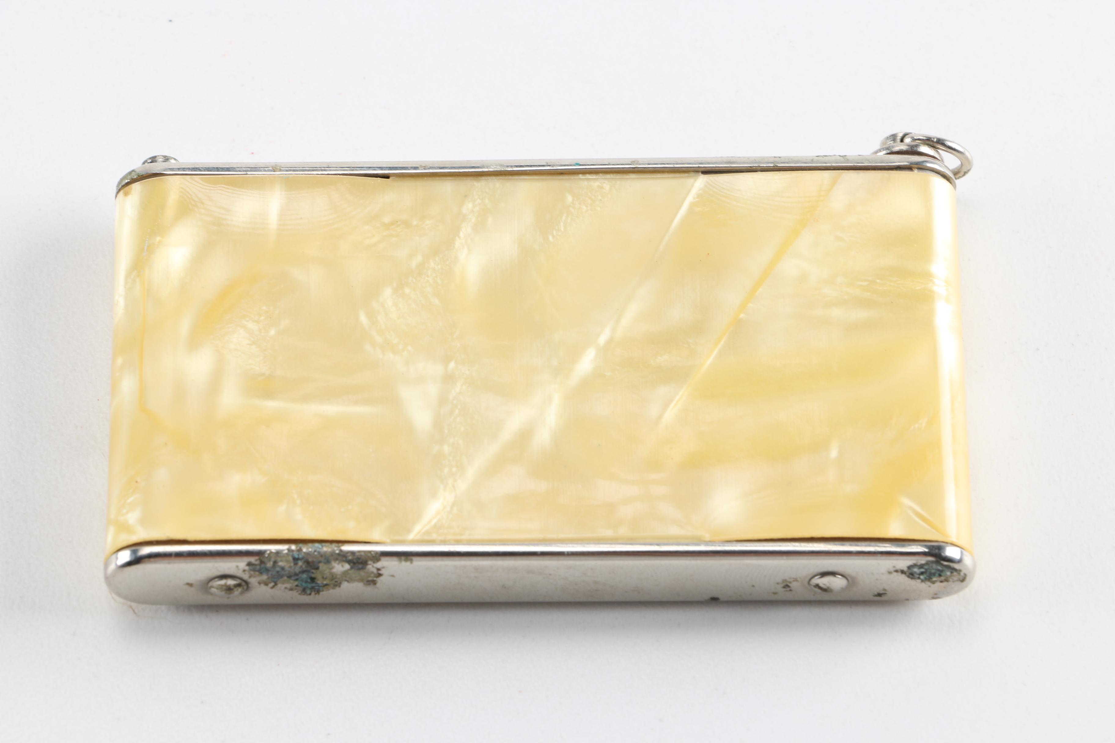 Vintage Compact Case | EBTH