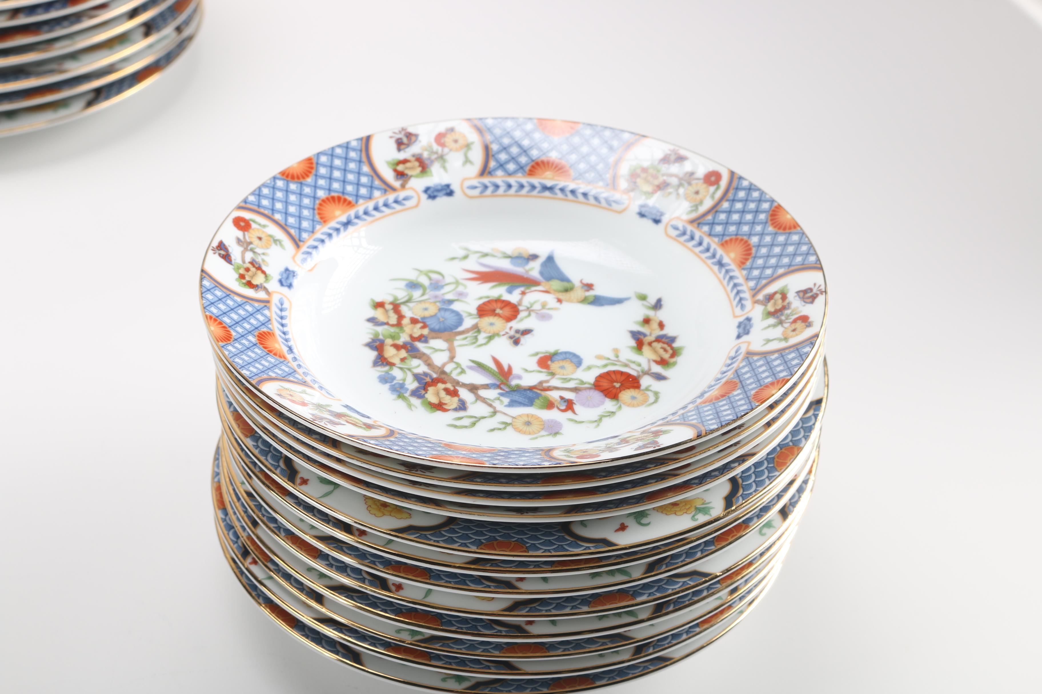 LiLing "Imperial Garden" China Dinnerware Set | EBTH