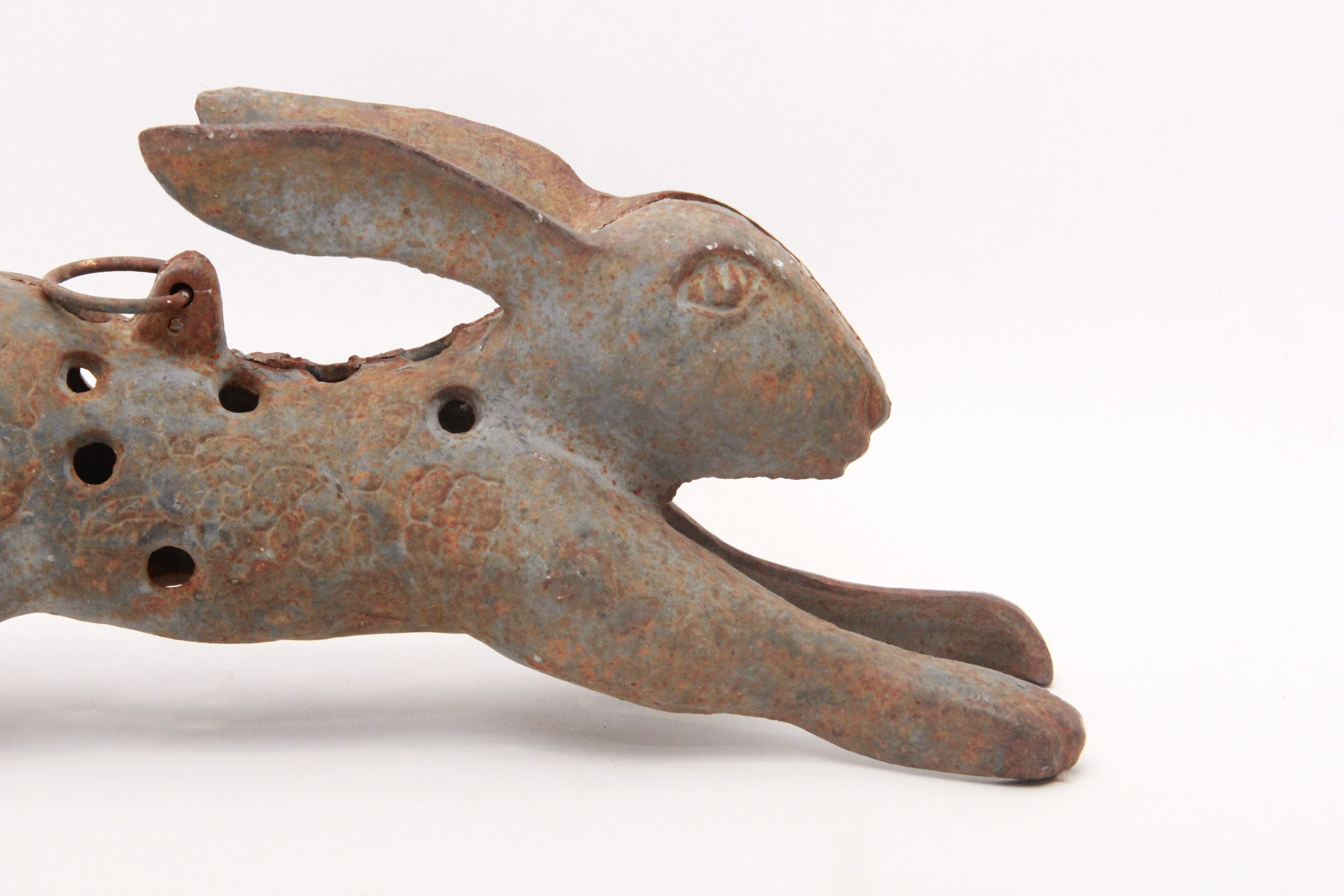 Cast Iron Rabbit | EBTH