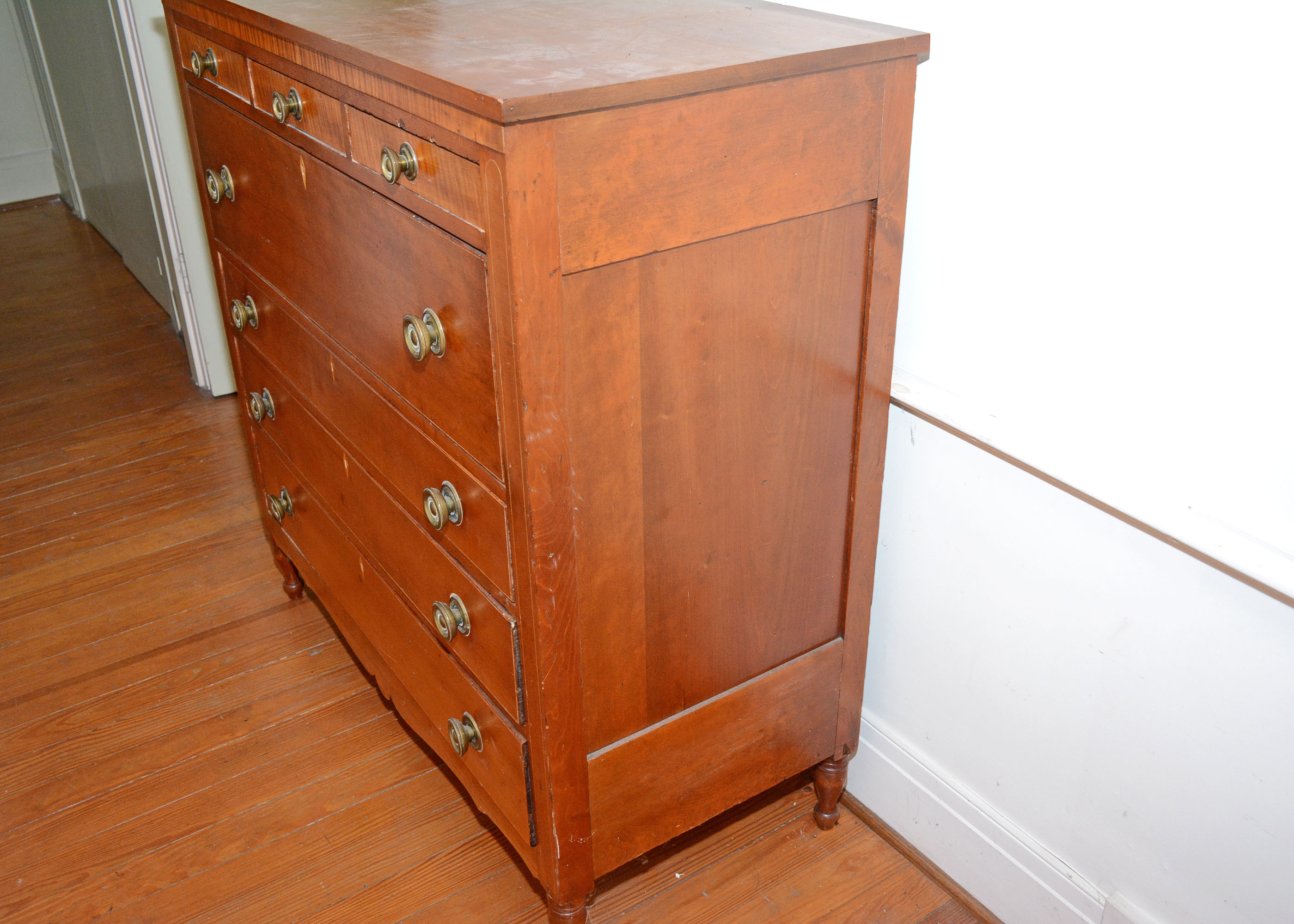 Antique Sheraton Style Cherry Chest of Drawers | EBTH